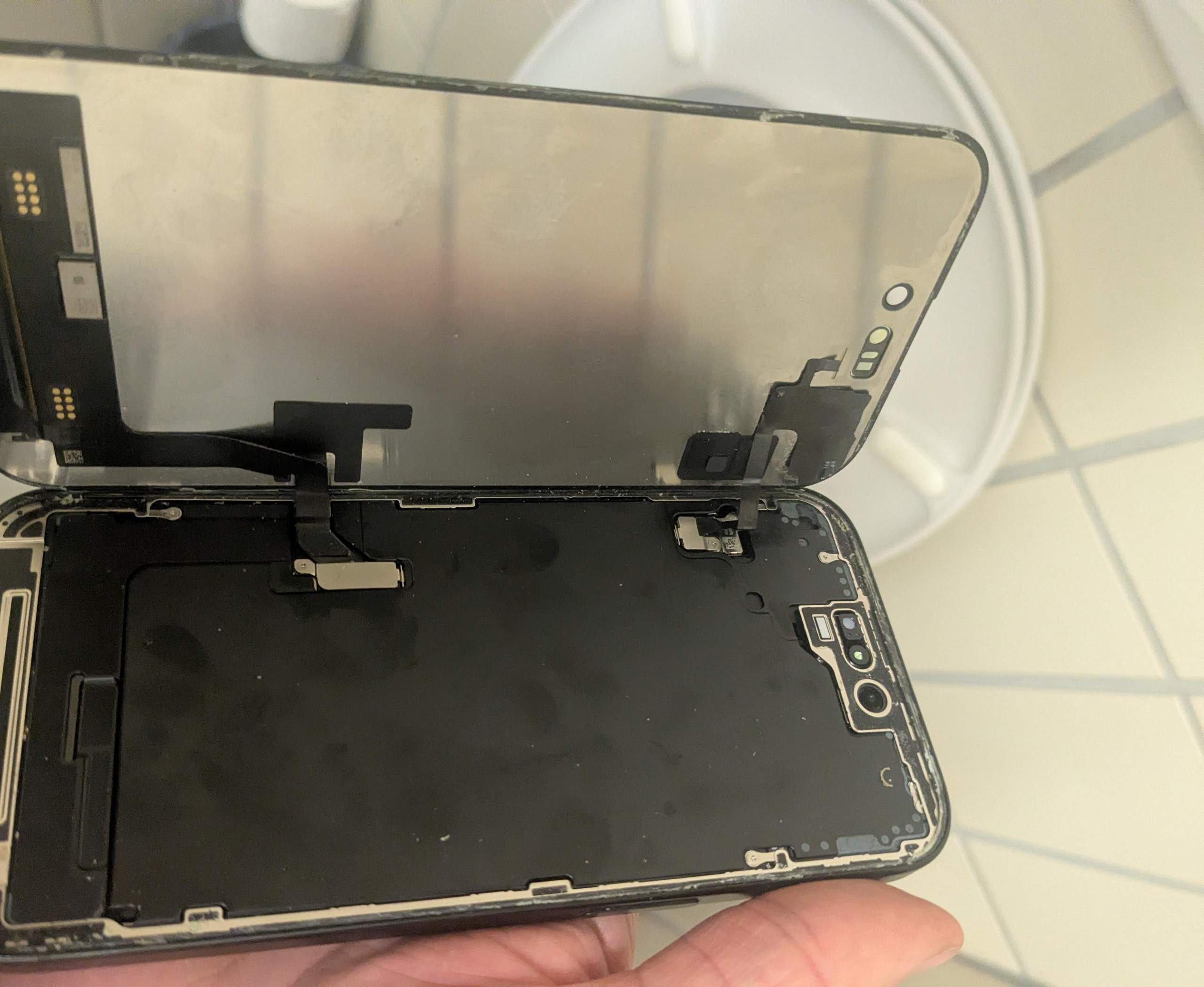 Iphone 15 Display Problem komplett ab? (Apple)