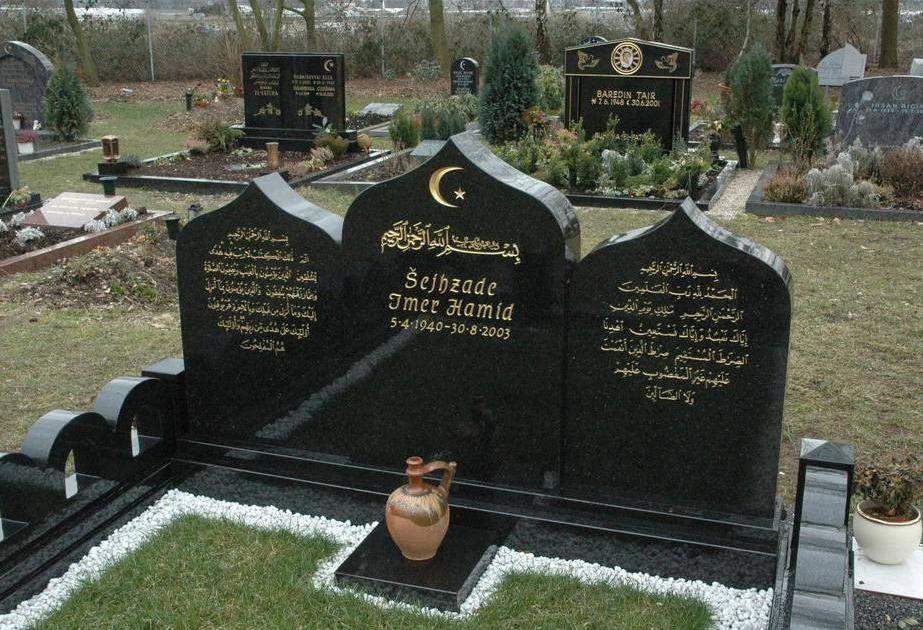 Islamische Grabsteine? (Religion, Islam, Muslime)
