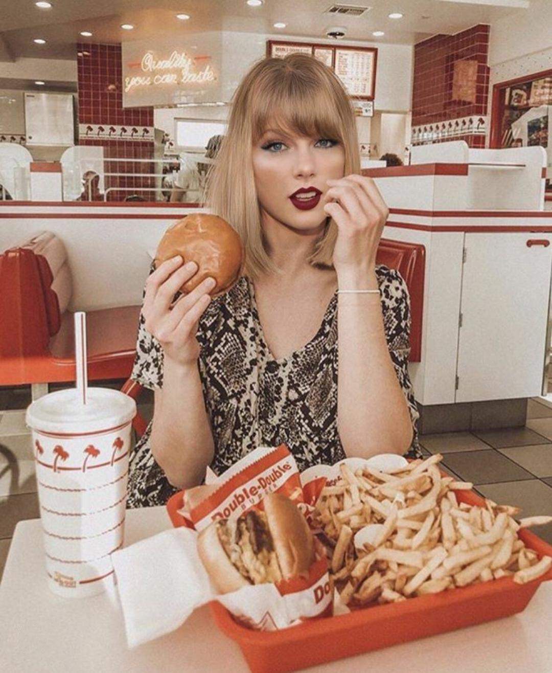 Ist das Bild von Taylor Swift echt? (Körper, Bilder, Instagram)