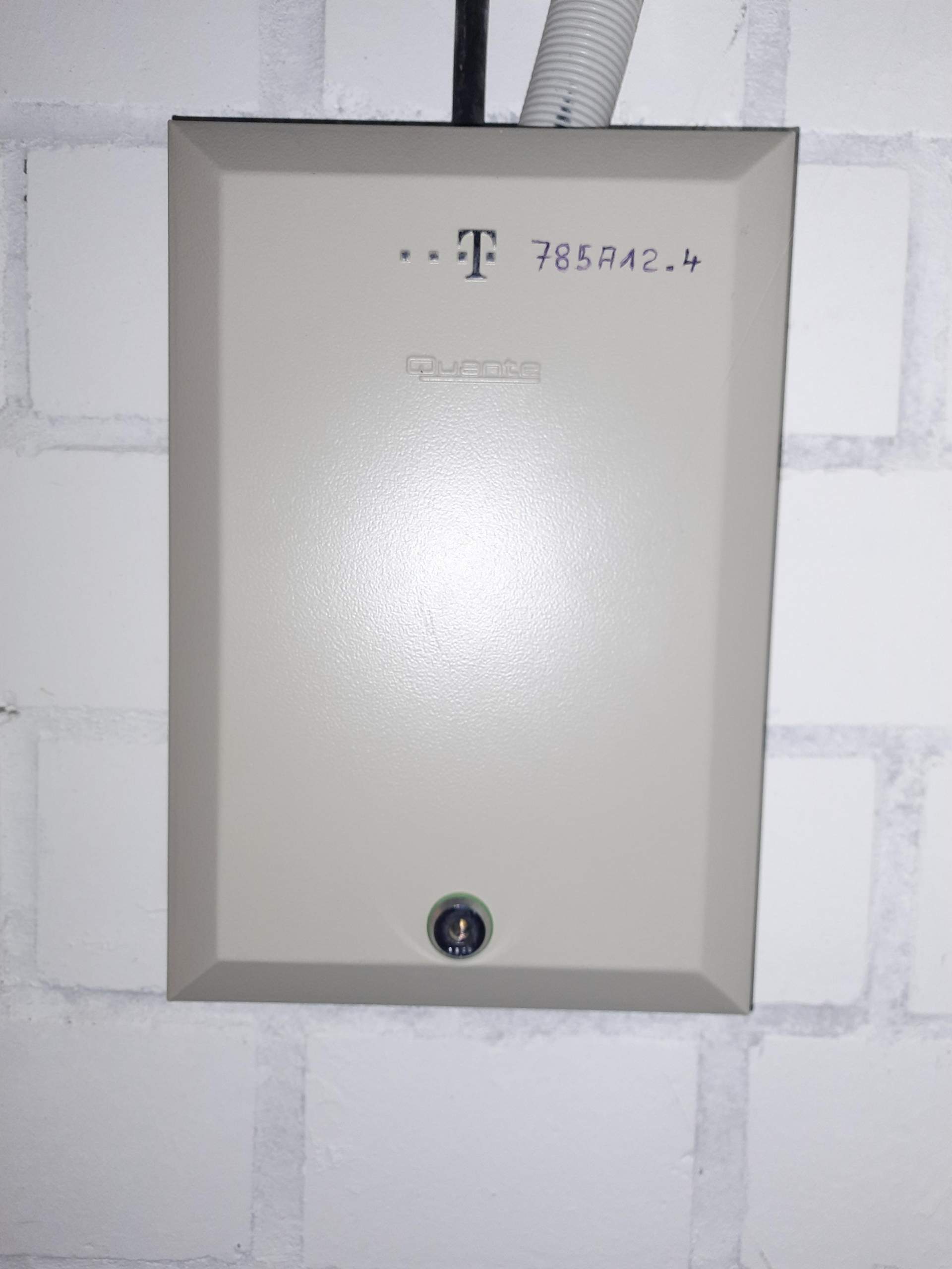 Ist das der DSL Hausanschluss? (Internet, Router, Vodafone)