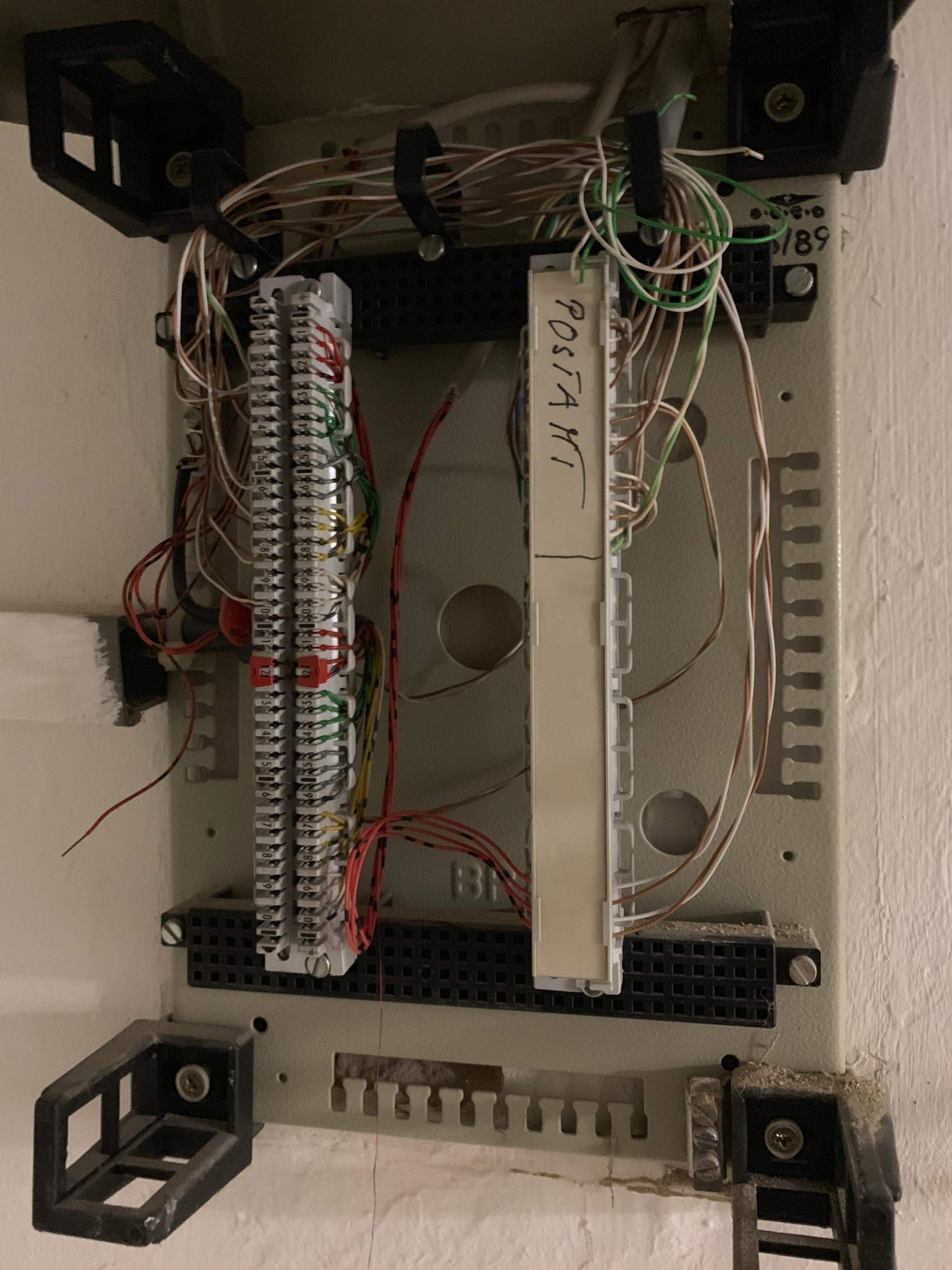 Ist das der Hausanschluss (APL)? (Internet, Telekom, DSL)