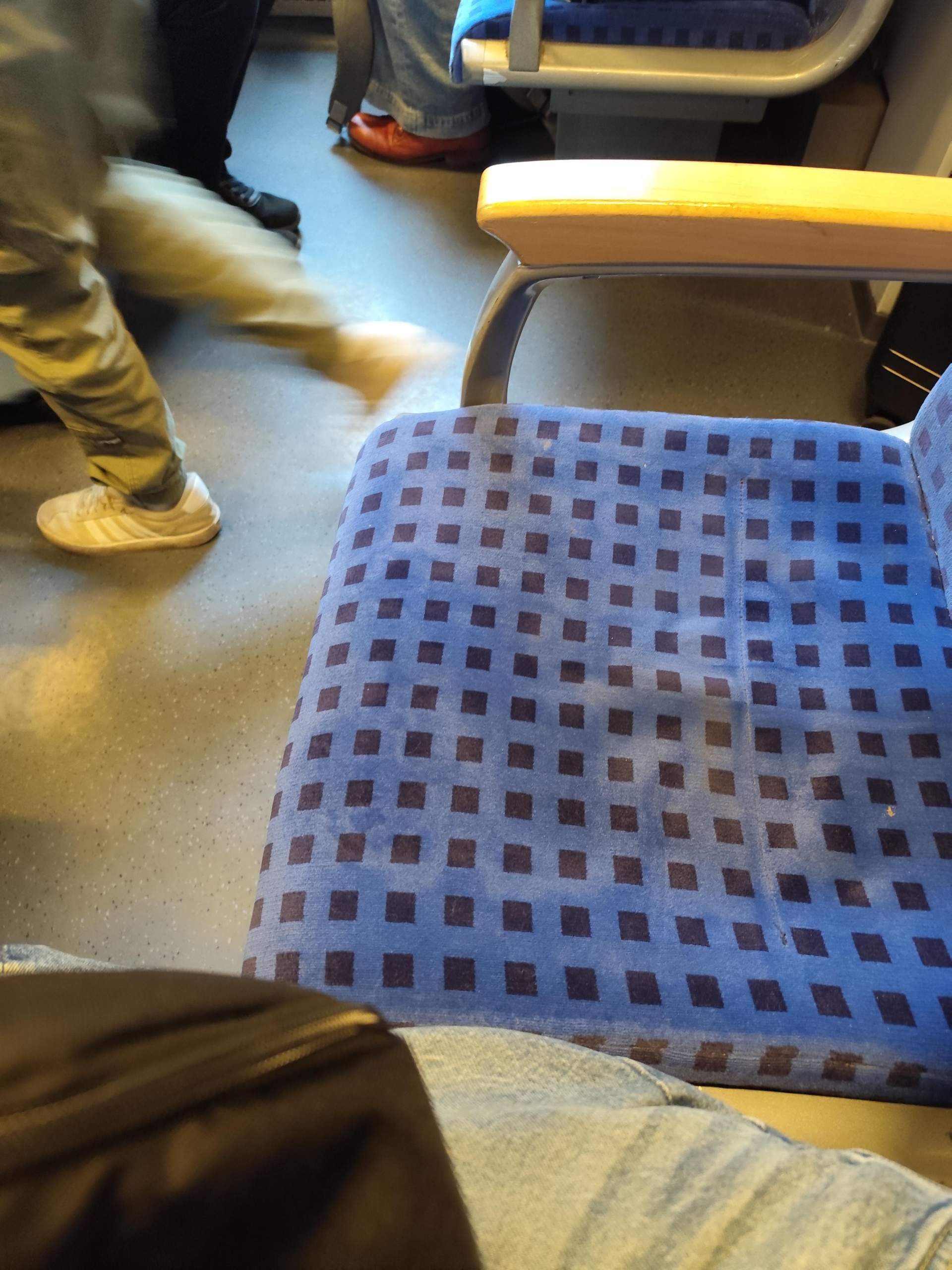 Ist das Verschmutzung durch Abrieb? (Gesundheit, Flecken)