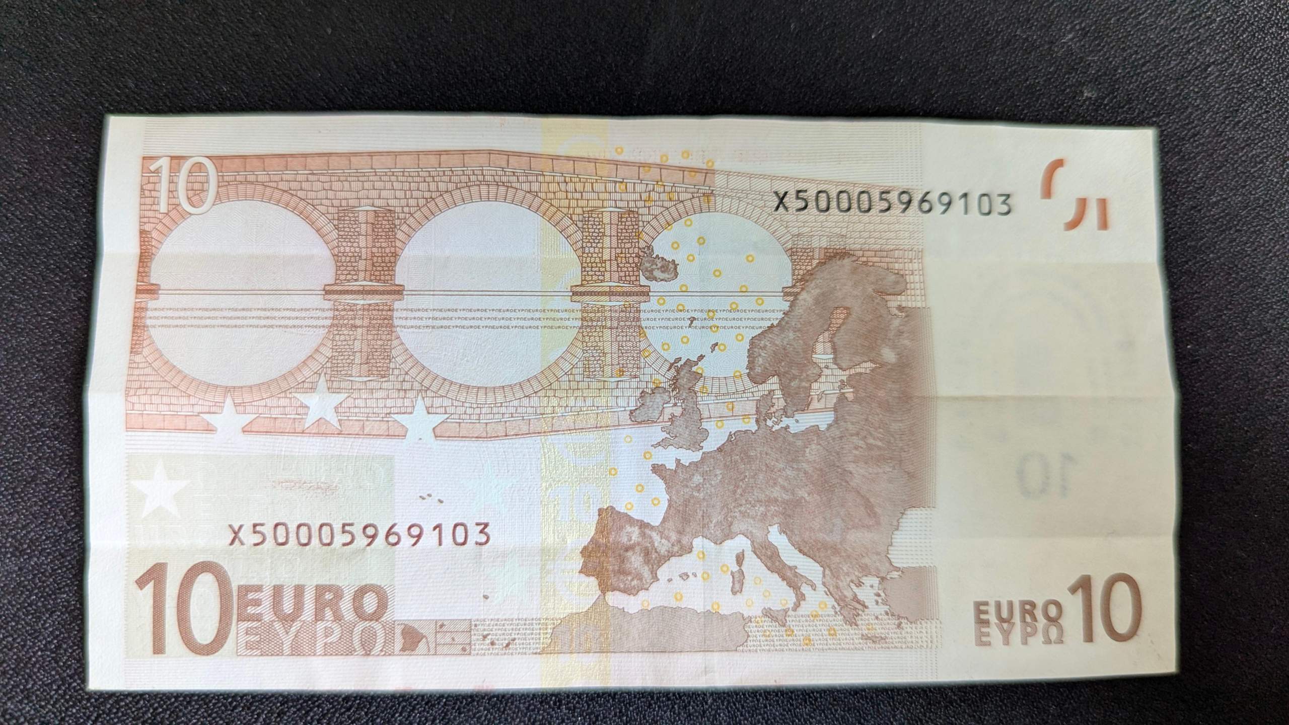 Ist der Schein mehr als 10 € Wert? (Geld, Euro, Münzen)