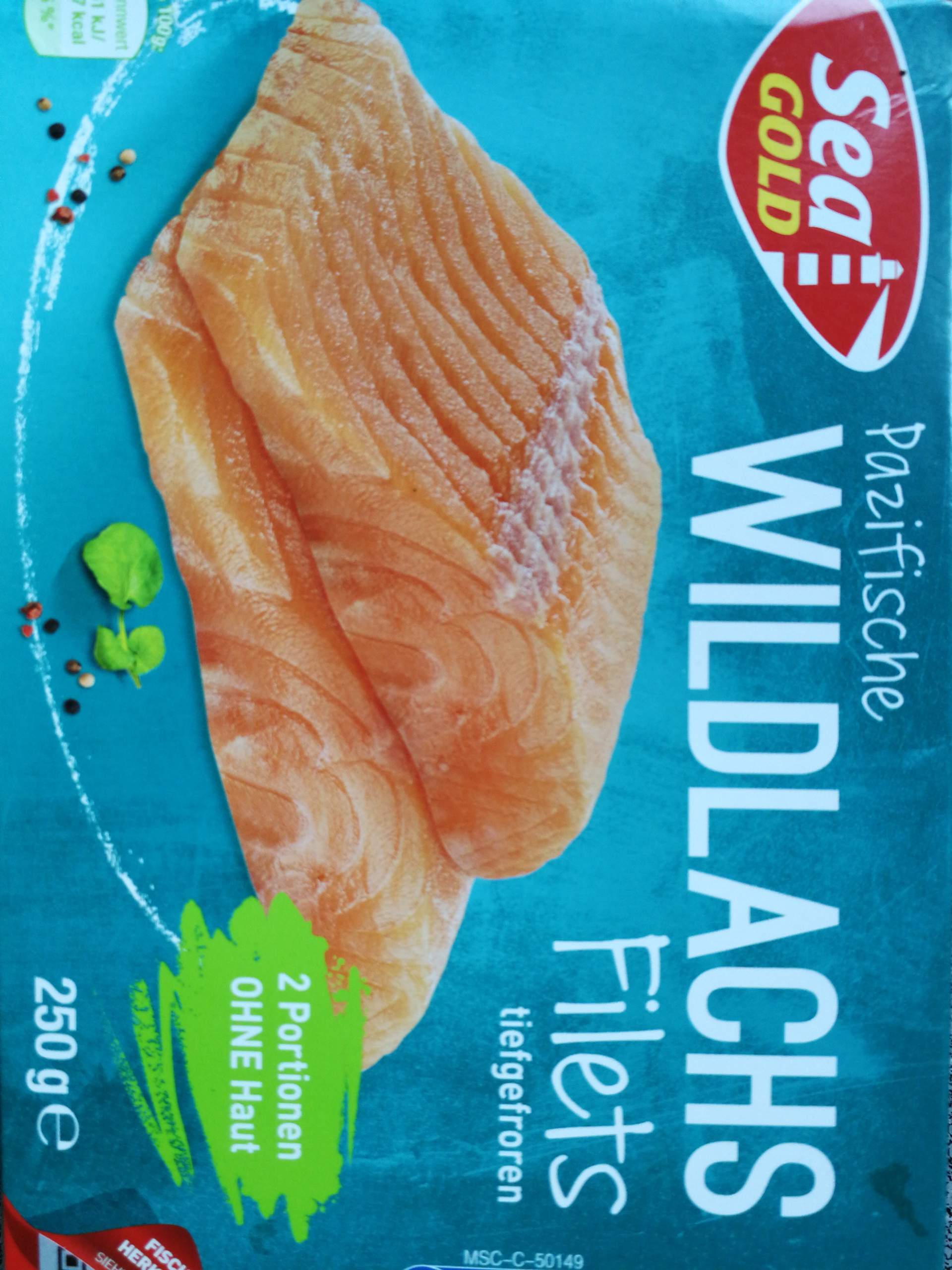 Ist der stark nach Fisch riechende und brüchige Lachs noch essbar ...