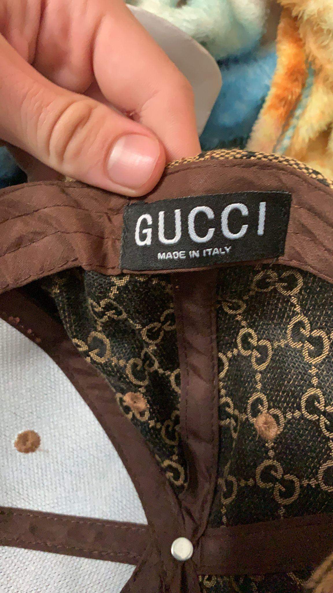 Ist diese gucci cap fake? (Mode)
