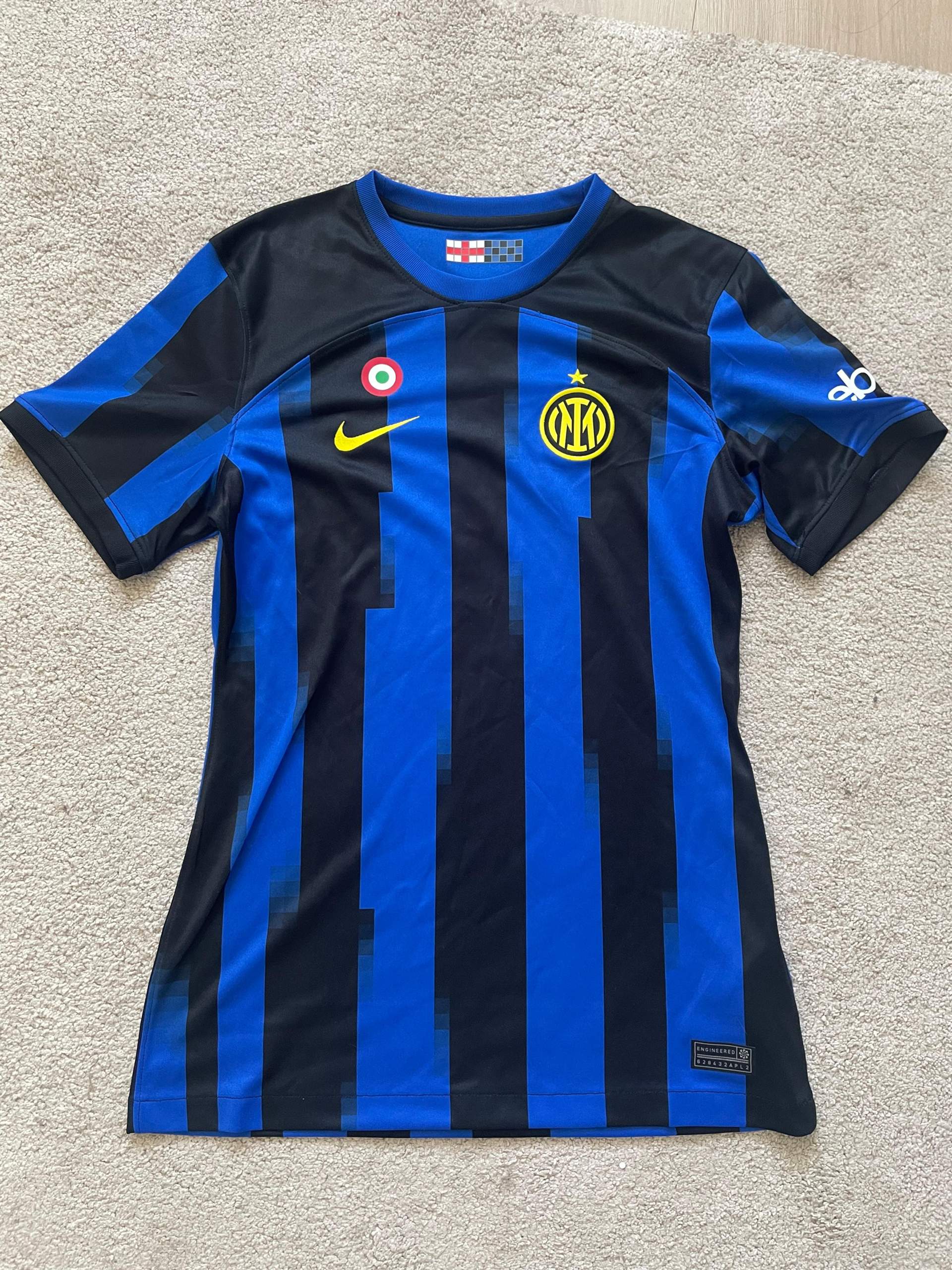 Ist dieses Inter Mailand Trikot der Saison 2023/24 echt oder eine ...