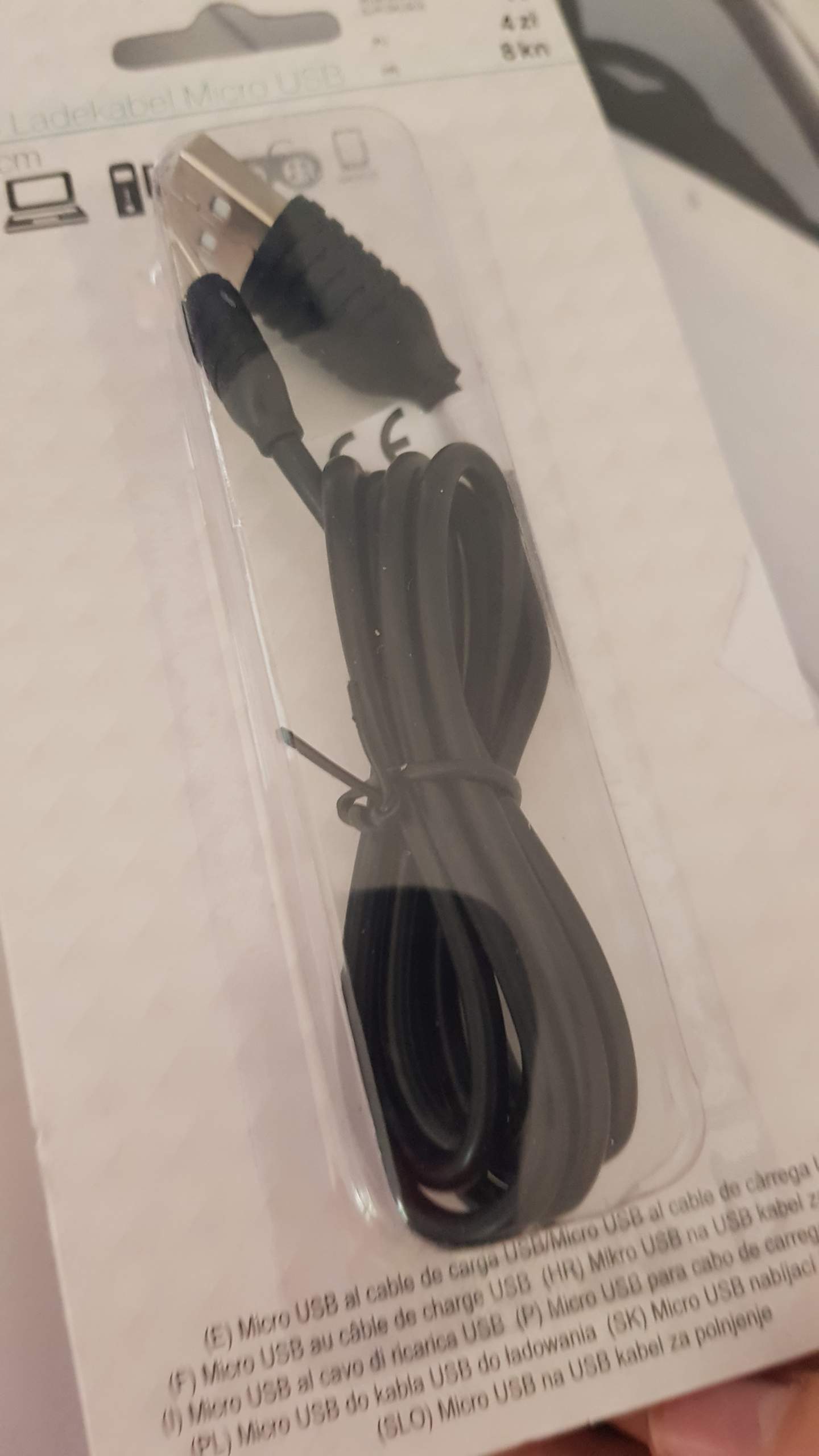Ist dieses Kabel gefährlich? (Computer, Technik, Technologie) Ist dieses Kabel gefährlich? (Computer, Technik, Technologie)