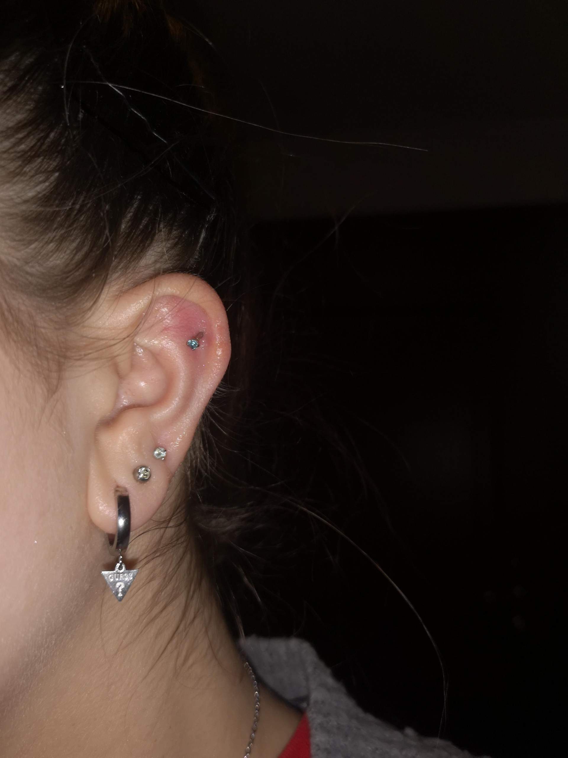 Ist mein helix schief? (Körper, Beauty, Piercing)