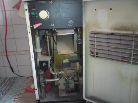 Junkers Gaskessel Wasser nachfülen! weis leider nicht wie? (Heizung ...