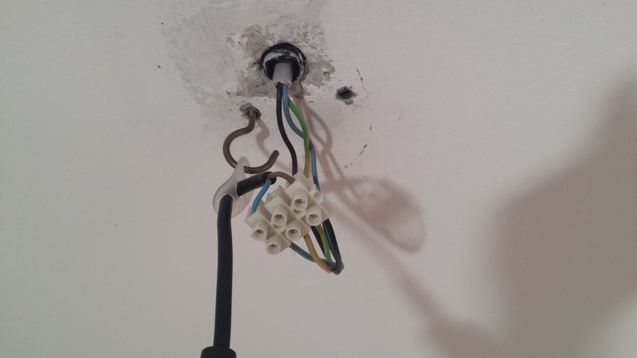 Deckenlampen Kabel Verstecken