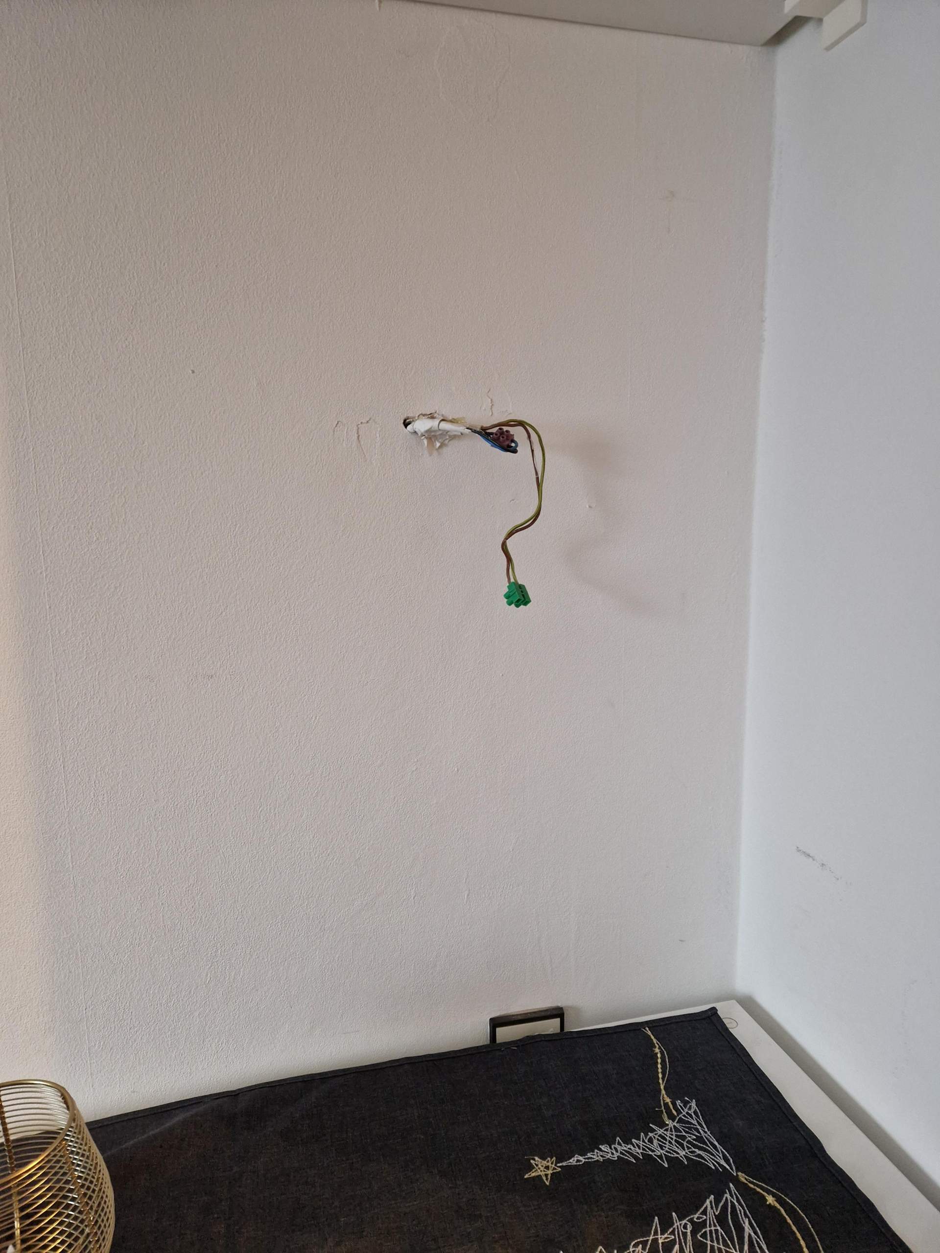 Kabel aus Wand verdecken? (wohnen)