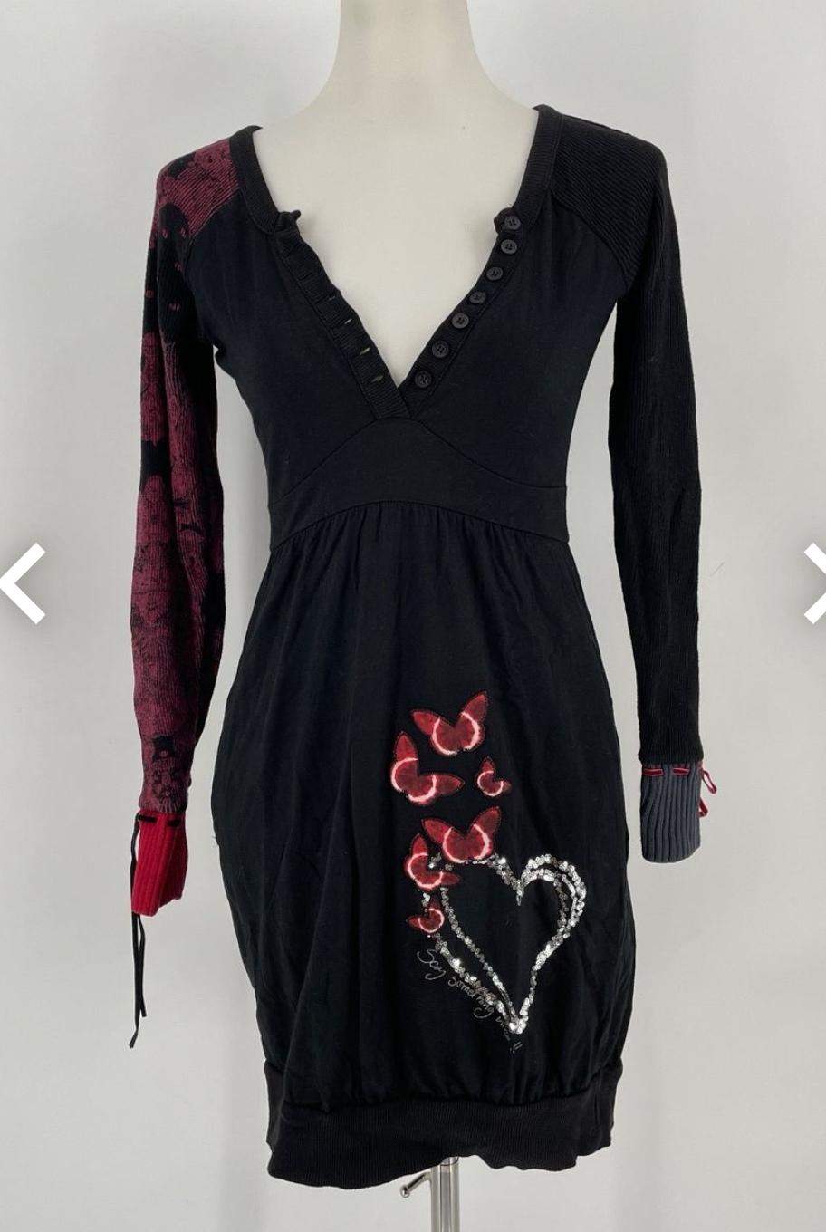 Kann das Kleid bei einer Jugendlichen mit braunen Haaren gut aussehen ...