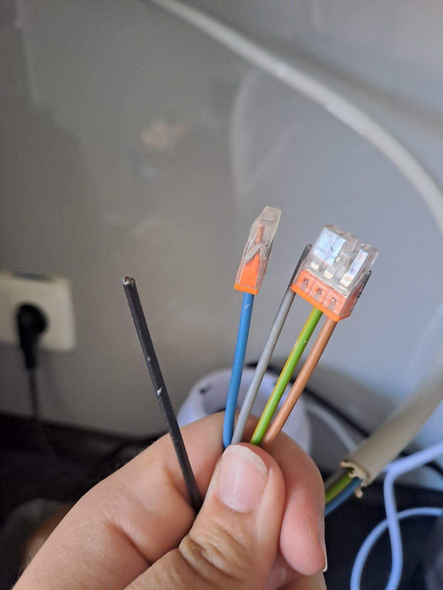 Kann man einen einen Kabel-trafo direkt an den Stromanschluss ...