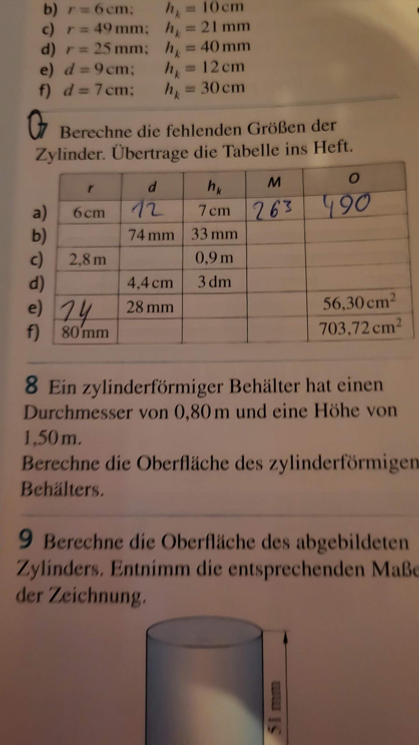 Kann mir jemand bei e helfen? (Mathematik, rechnen, Zylinder) Kann mir jemand bei e helfen? (Mathematik, rechnen, Zylinder)