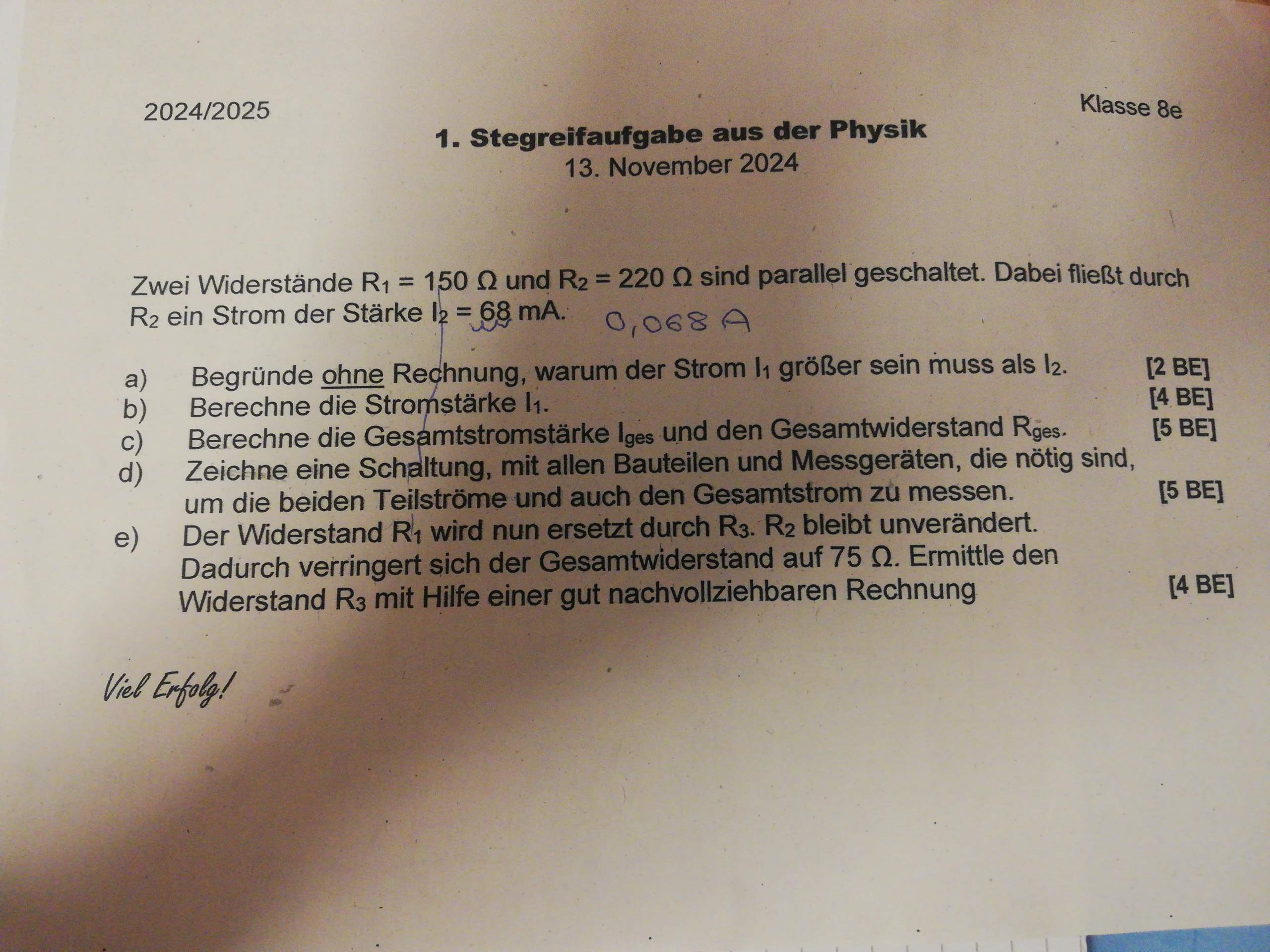 Kann mir jemand helfen? (Mathematik, Physik, Test) Kann mir jemand helfen? (Mathematik, Physik, Test)