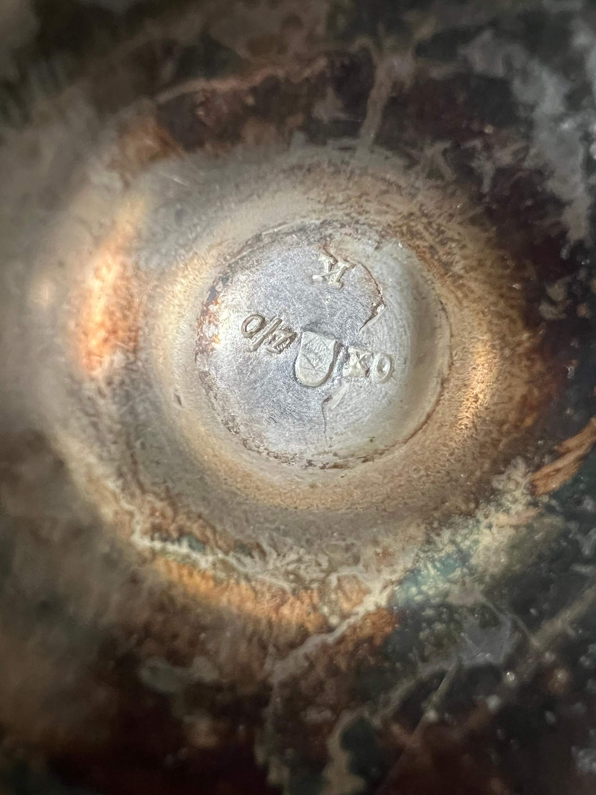 Kann mir jemand sagen was diese Punzen bedeuten? (Wertschätzung, Punze)