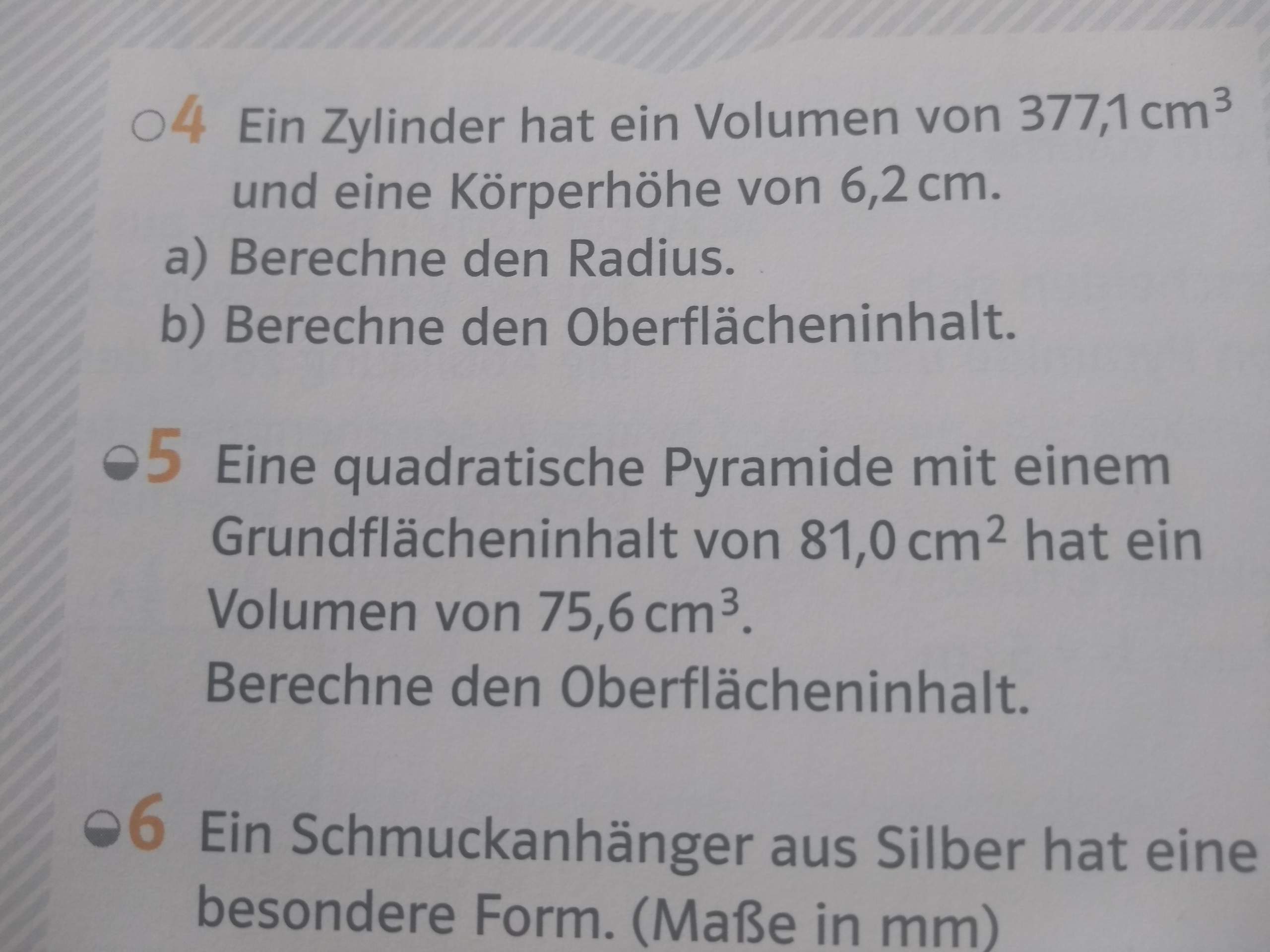 Kapiert ihr Mathe Pyramiden ausrechnen? (Schule, Mathematik, Pyramide)