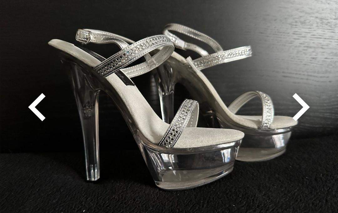 Können die Heels zu einem hellen Kleid gut aussehen? (Mädchen, Frauen ...