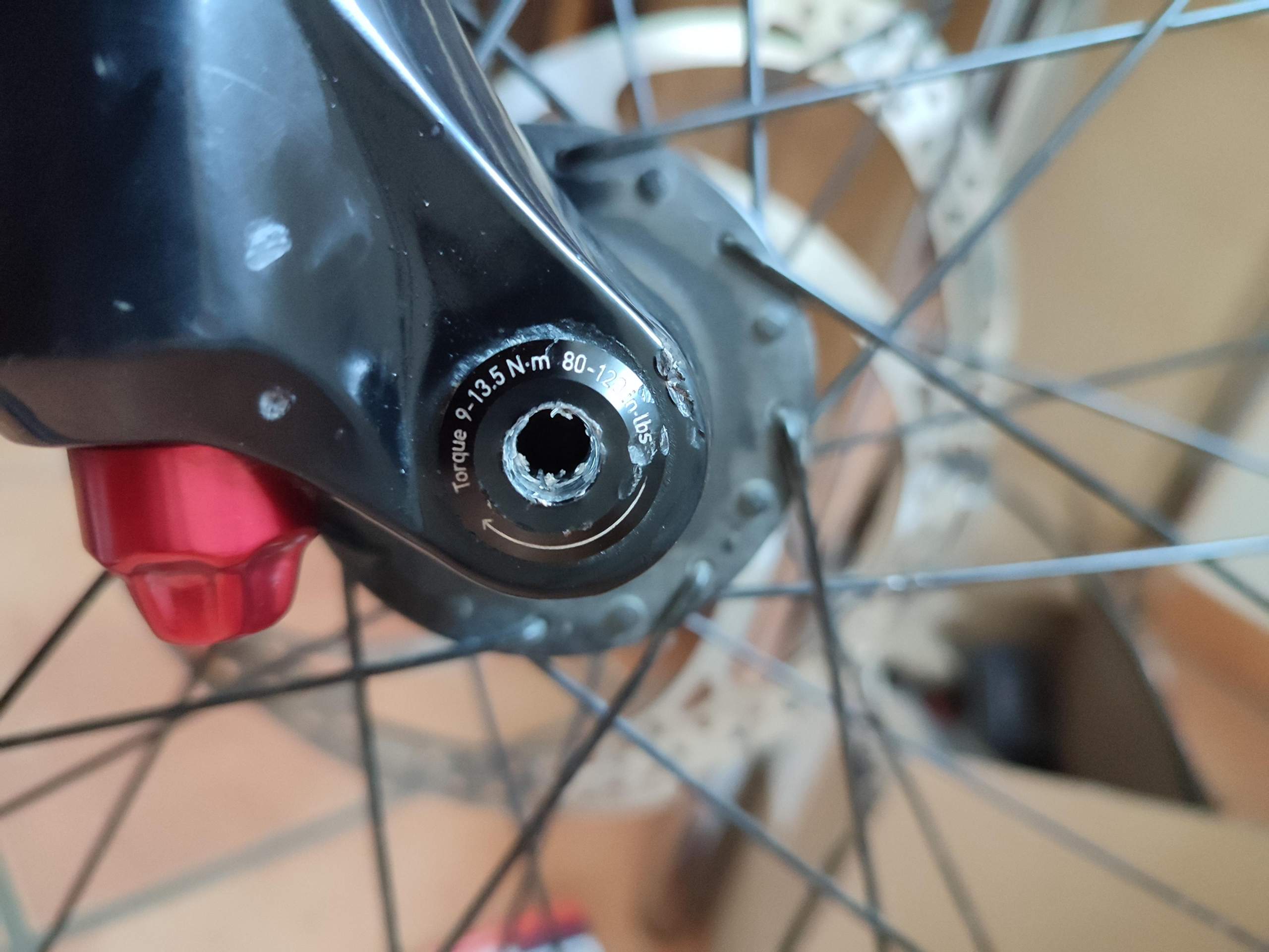 Komplett Runde Steckachse wieder heraus bekommen? (Fahrrad, Mountainbike)