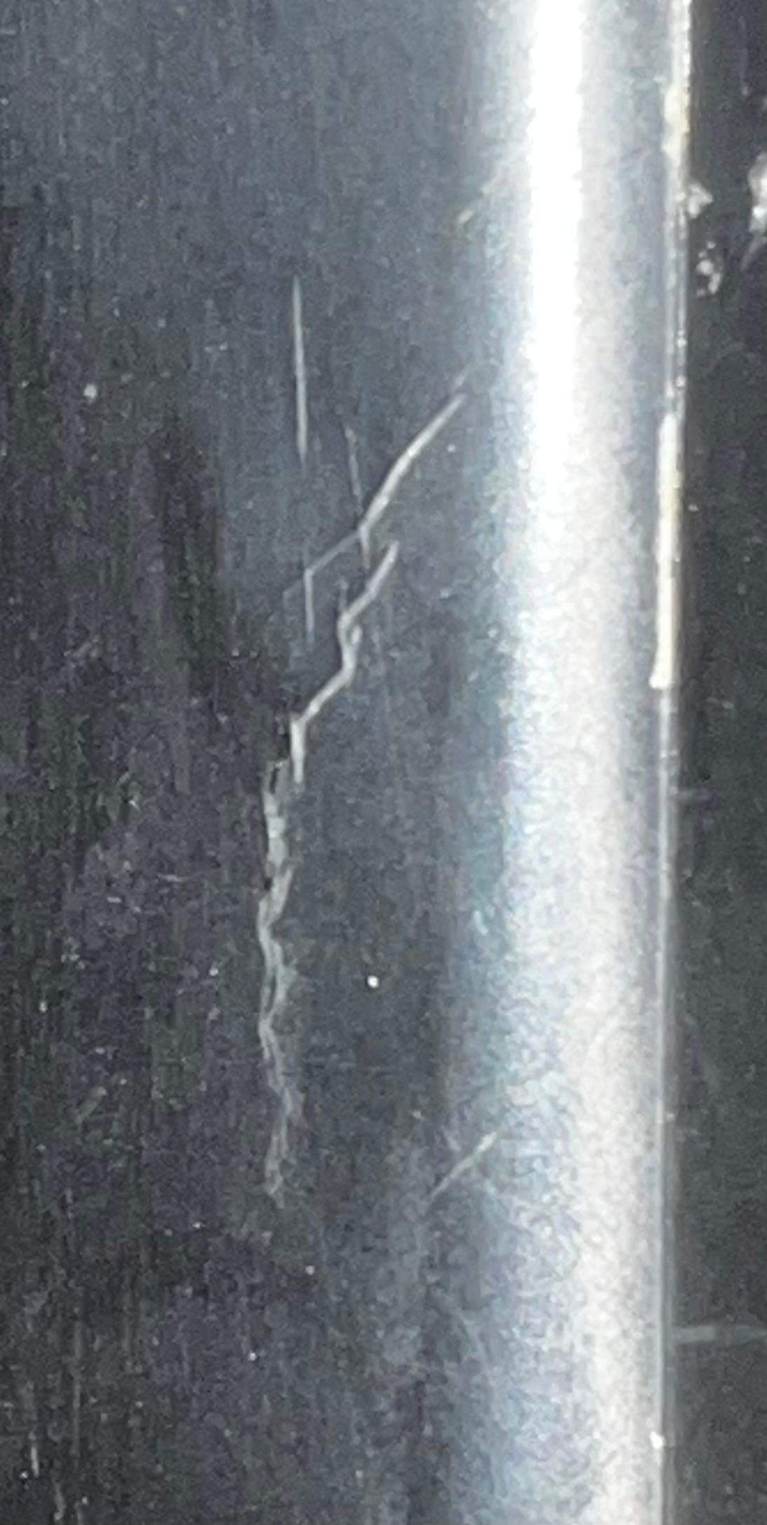 Kratzer oder Riss im Fahrrad Carbon Rahmen? (Reparatur, Mountainbike ...