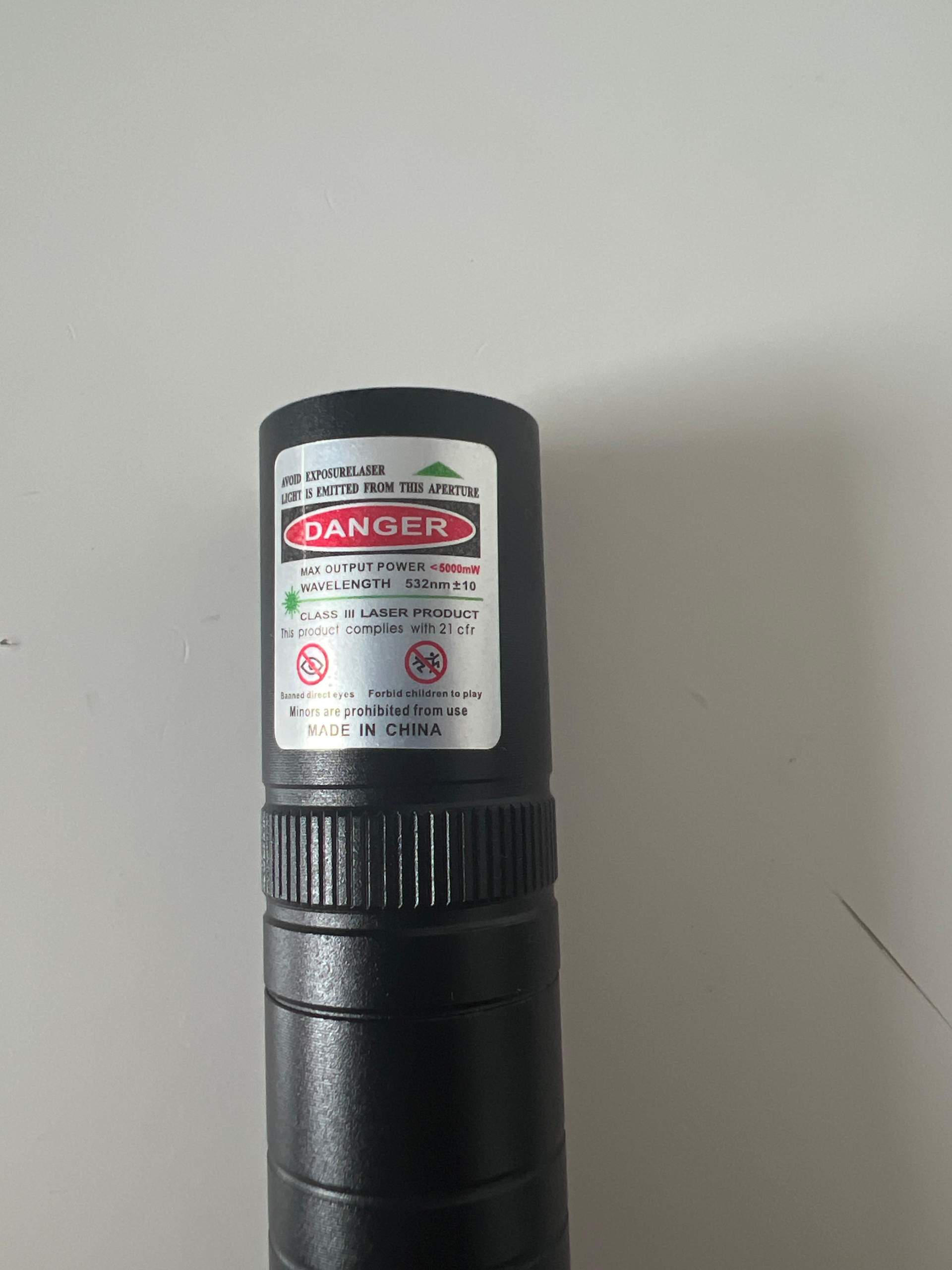 Laserpointer 5000mW China? (Reparatur, Licht, Rechtslage)