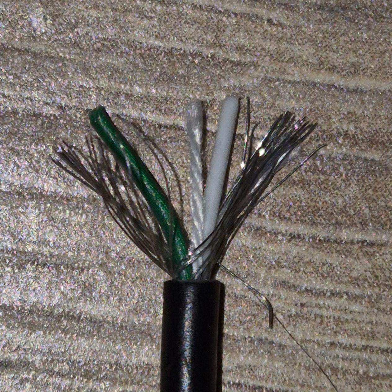 Lautsprecherkabel Polung? (Computer, Physik, Reparatur)