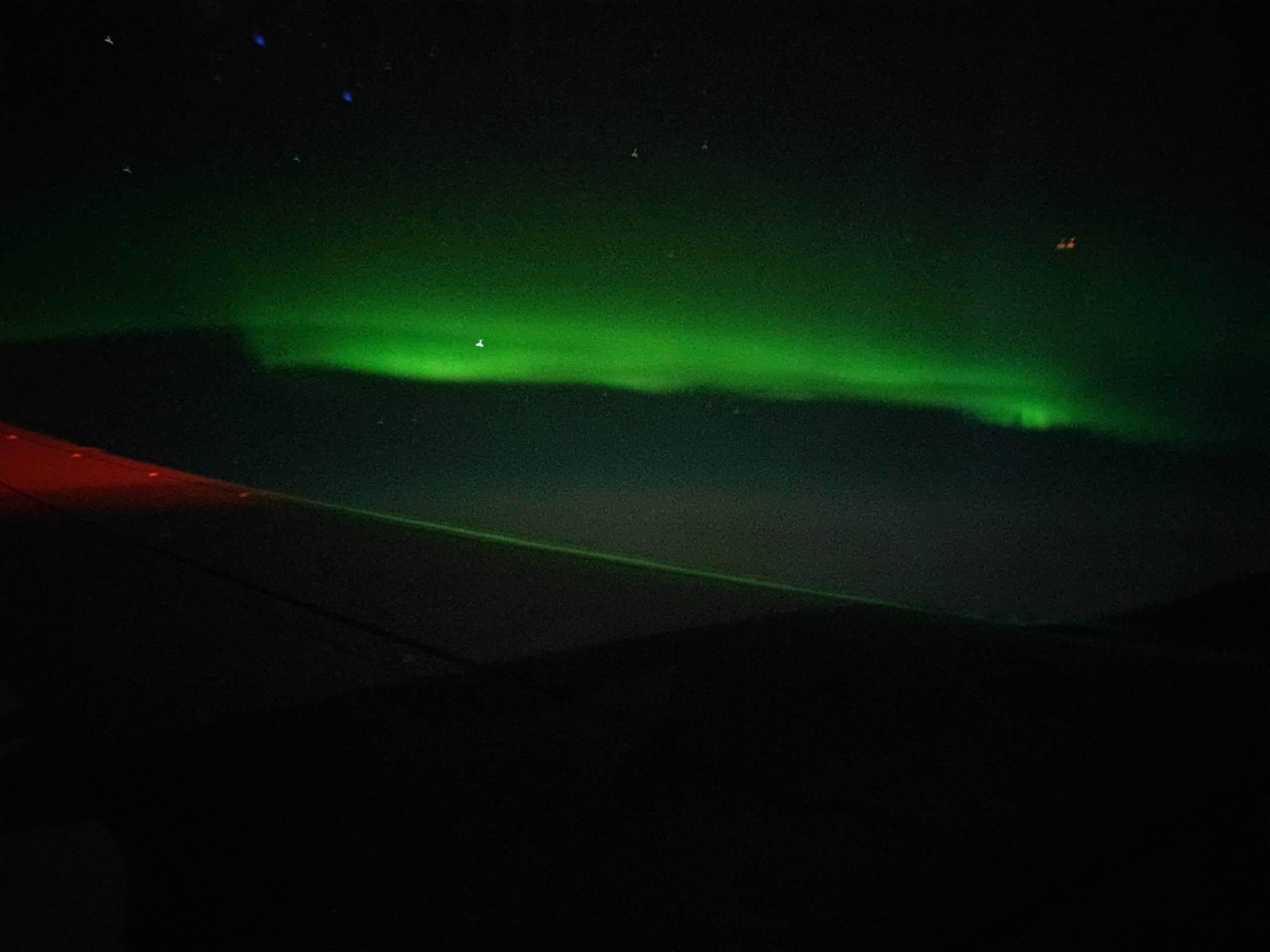 Letzte Nacht Polarlichter aus Flugzeug gesehen, ist das die Regel oder ...