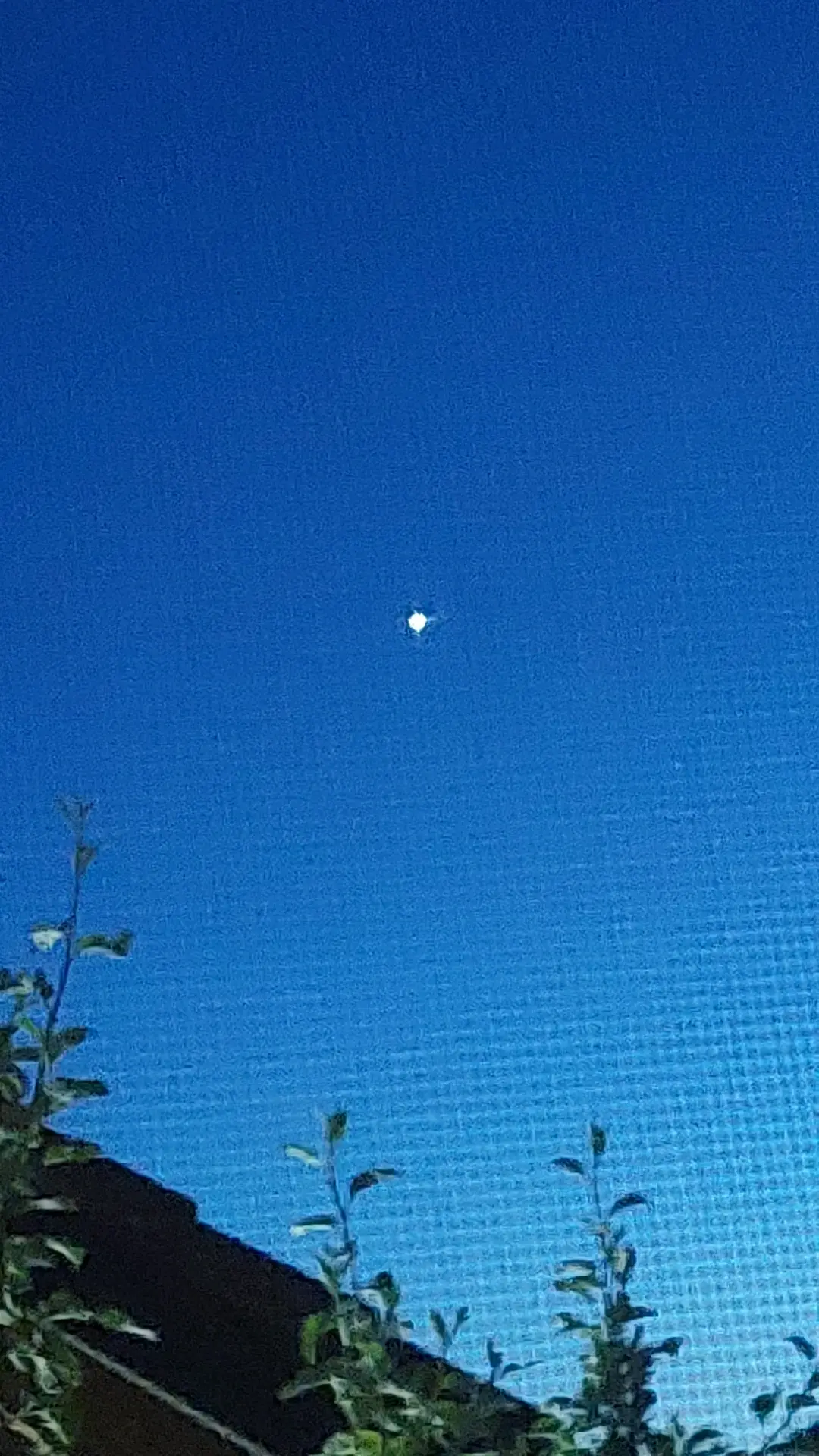 Leuchtender punkt am Himmel was ist das? (Universum, Licht, Weltraum)