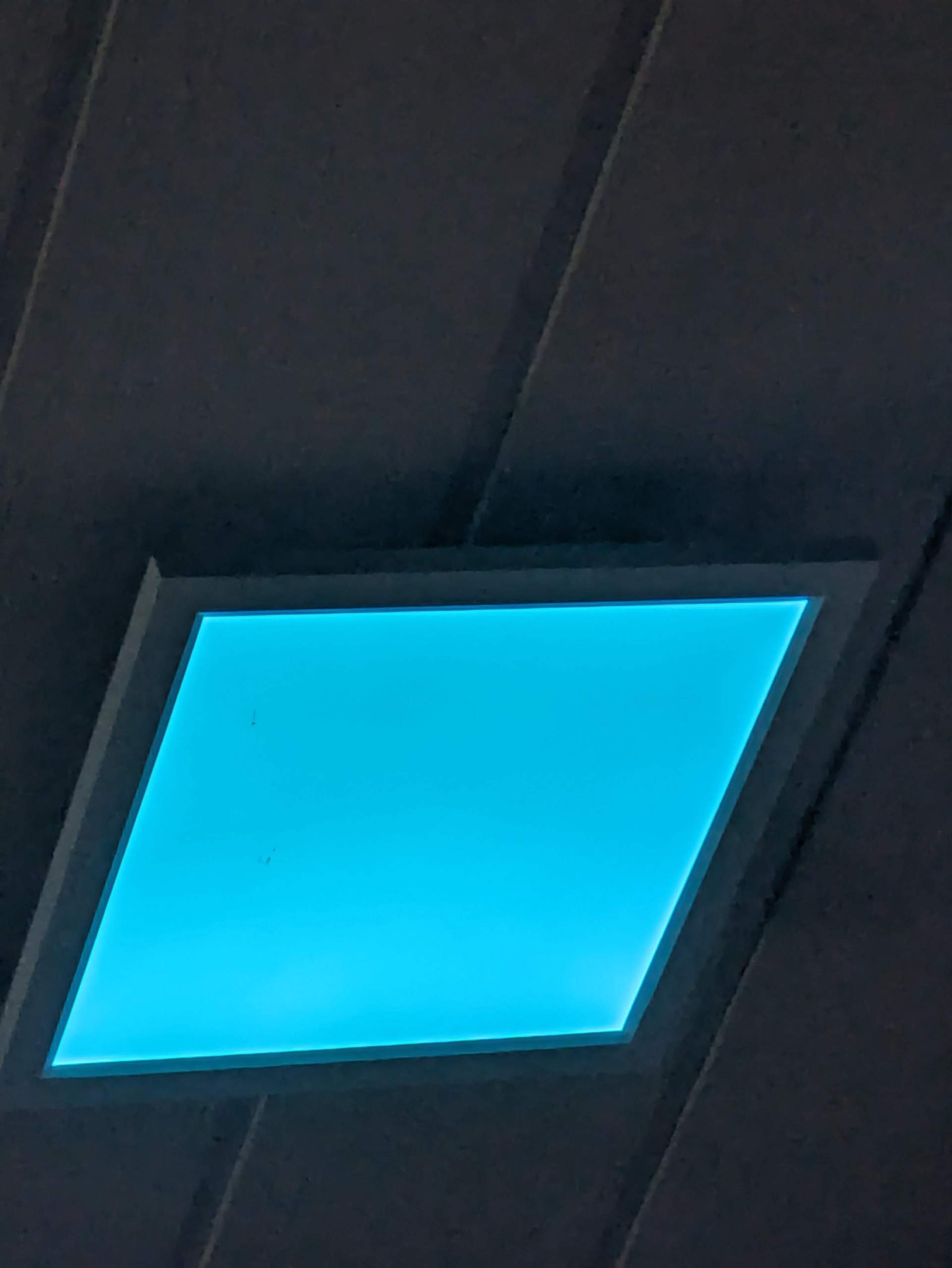 Meine Deckenleuchte leuchtet ausgeschaltet? (Licht, LED, Lampe)