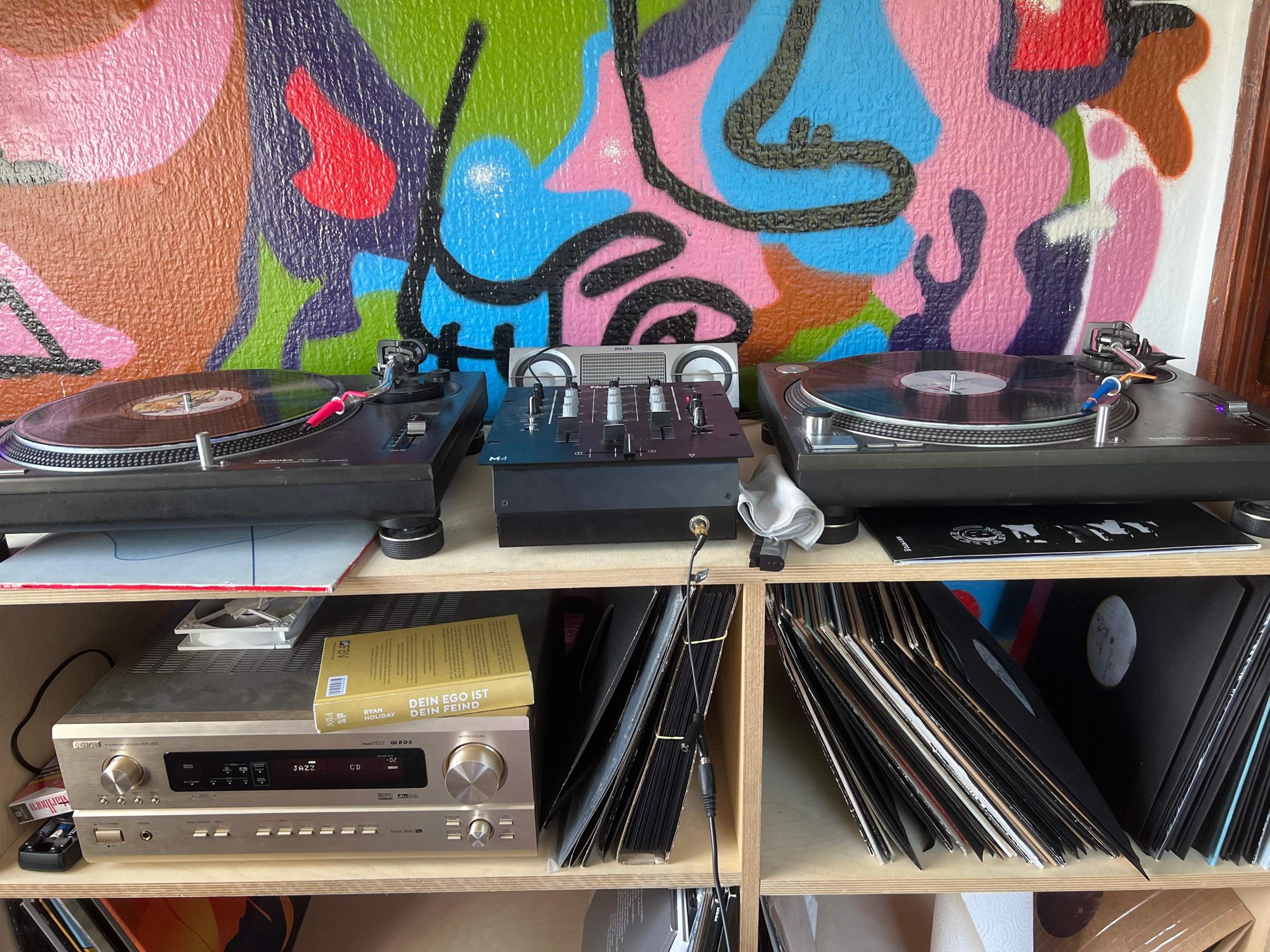 Membran schwingt stark ohne Ton bei Phono? (Technik, Musik, Technologie)