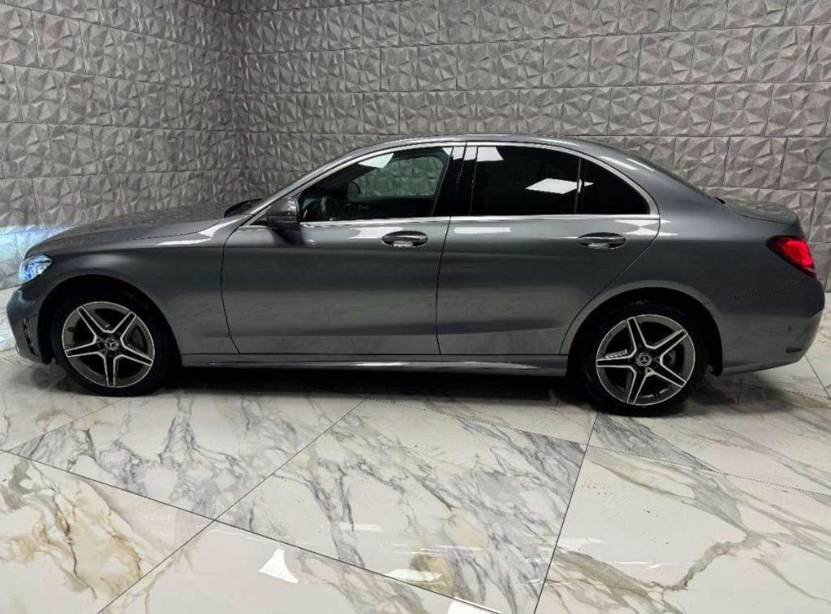 Mercedes als erstes Auto. Wie findet ihr die Idee? (KFZ, Autokauf ...