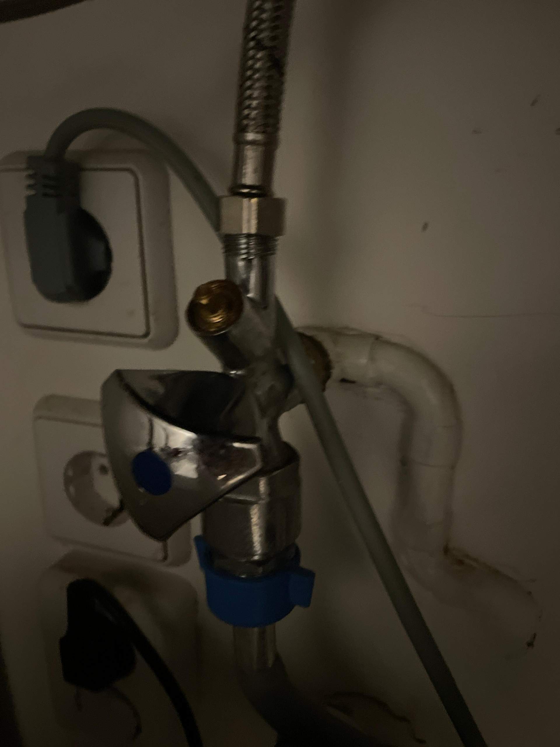 Nach Montage meiner Niederdruckarmatur läuft kein Wasser, was kann ich ...