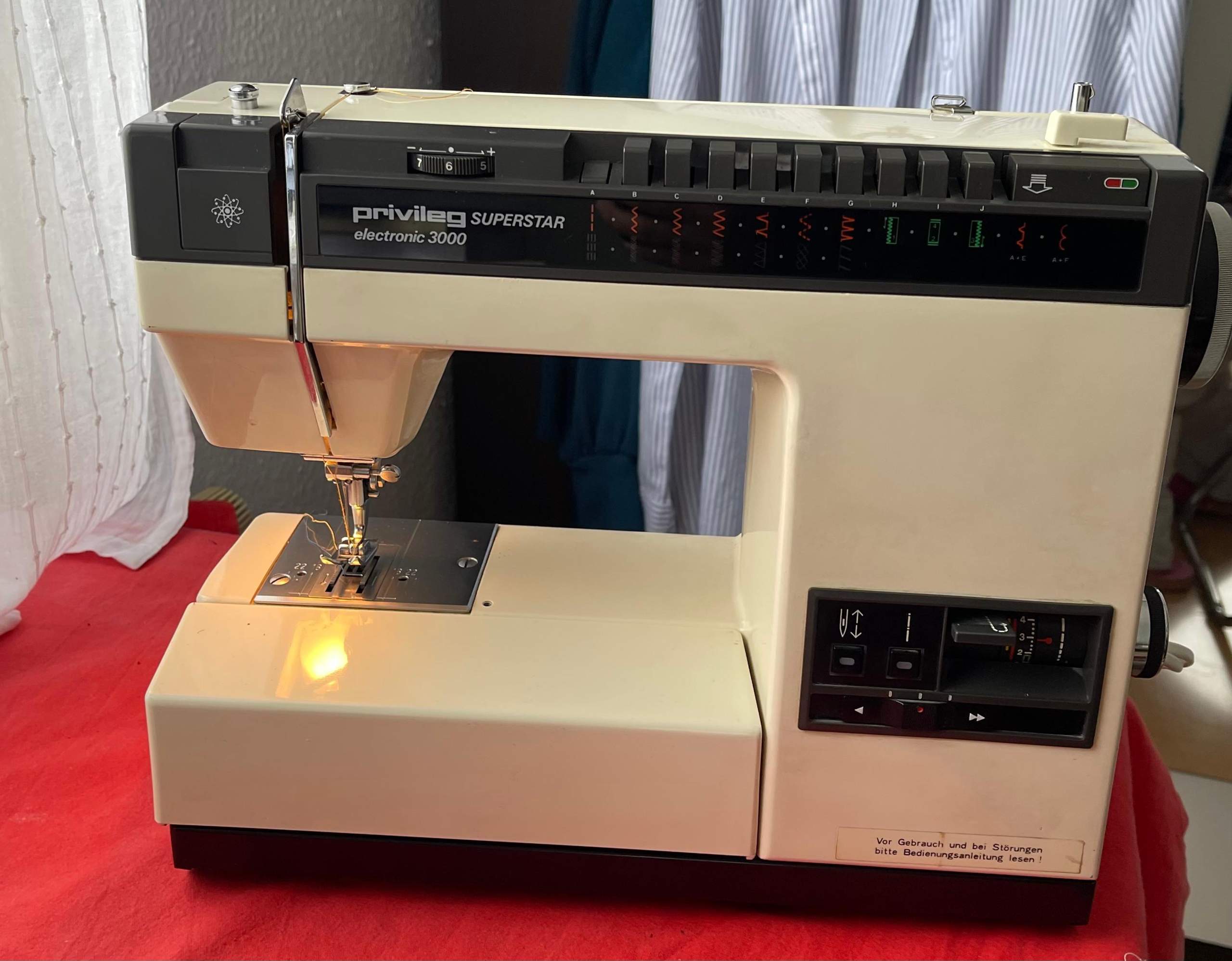Nähmaschine Privileg Superstar Electronic 3000 Gebrauchsanweisungen ...