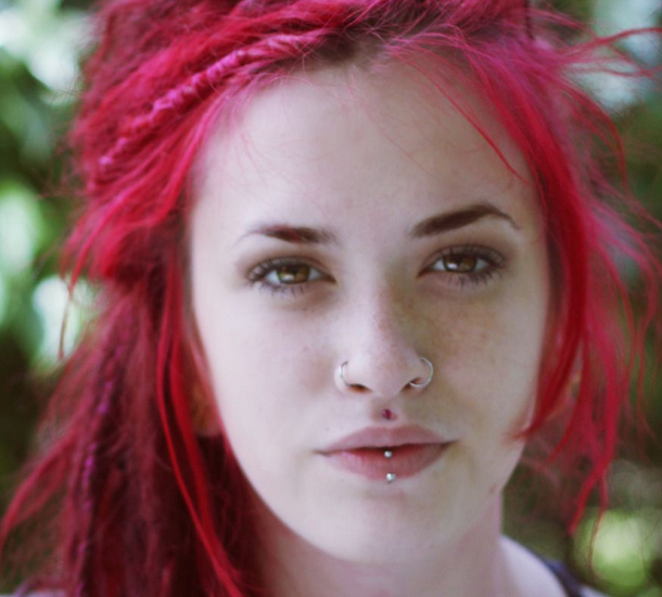 Nasallang-Piercing und/oder beidseitiges Nostril-Piercing? (Piercer ...