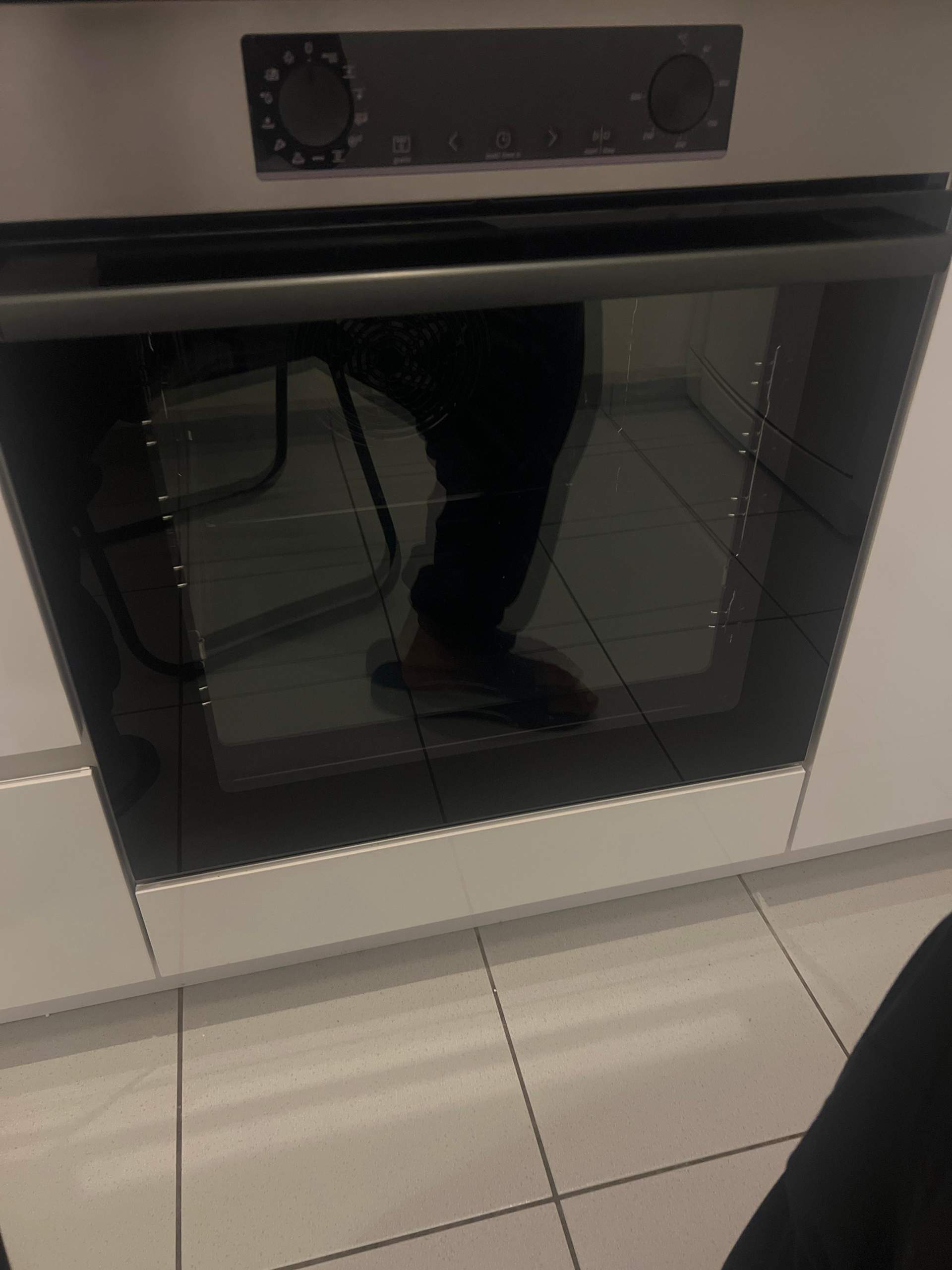 Neuer Gorenje Backofen wird nicht heiß? (Elektrik, Küche)