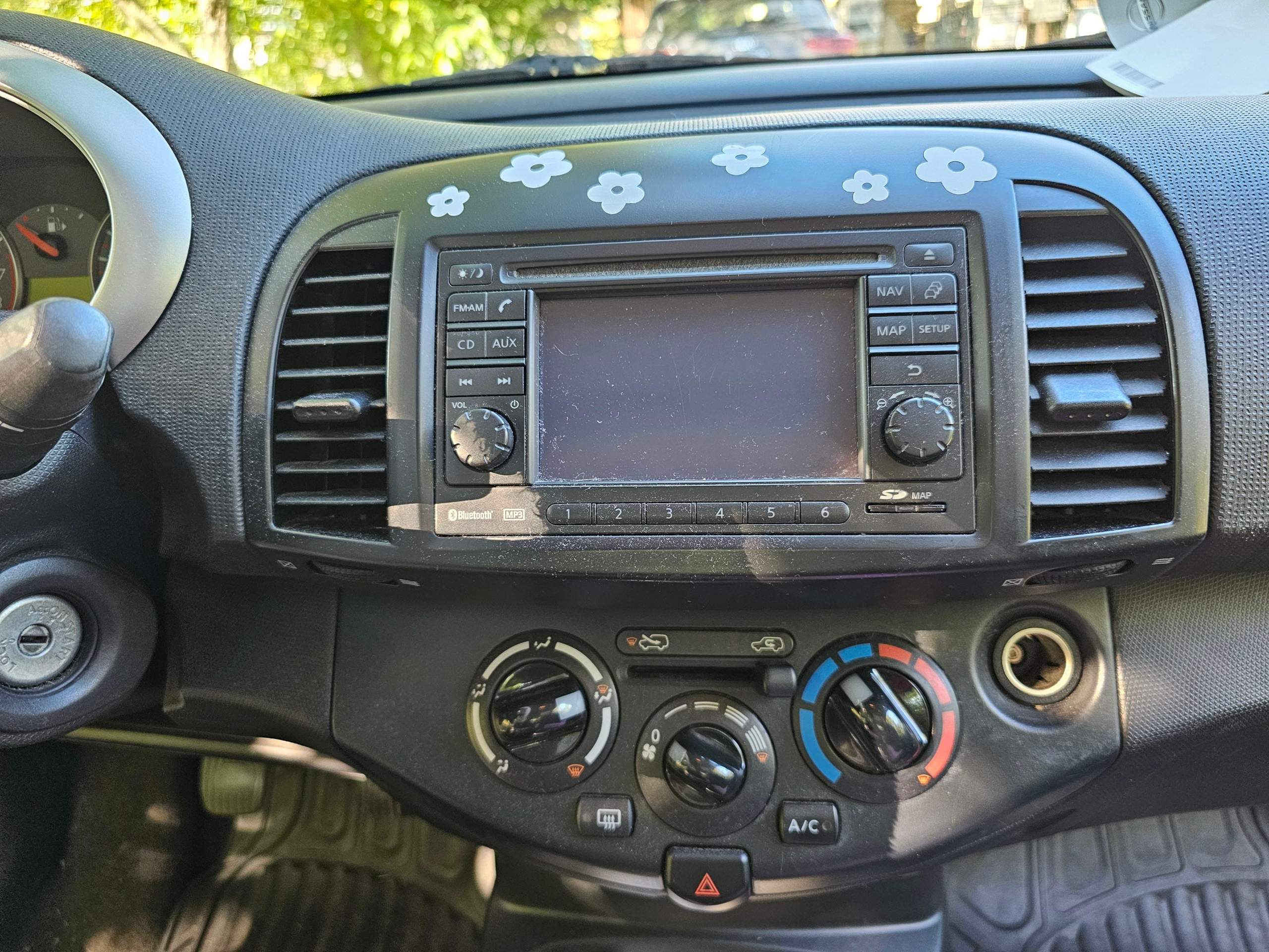 Nissan Micra K12 Radio Ausbauen