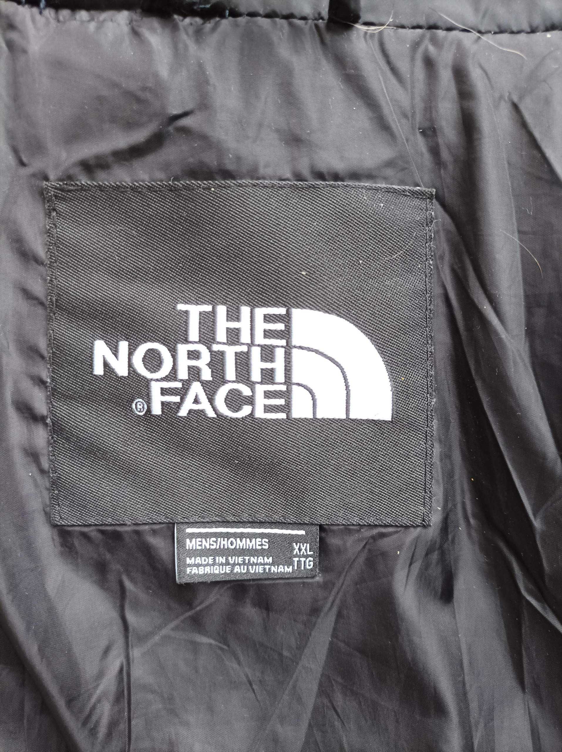 North face 700 Daunenjacke fake? (Kleidung, Marke, Winter)