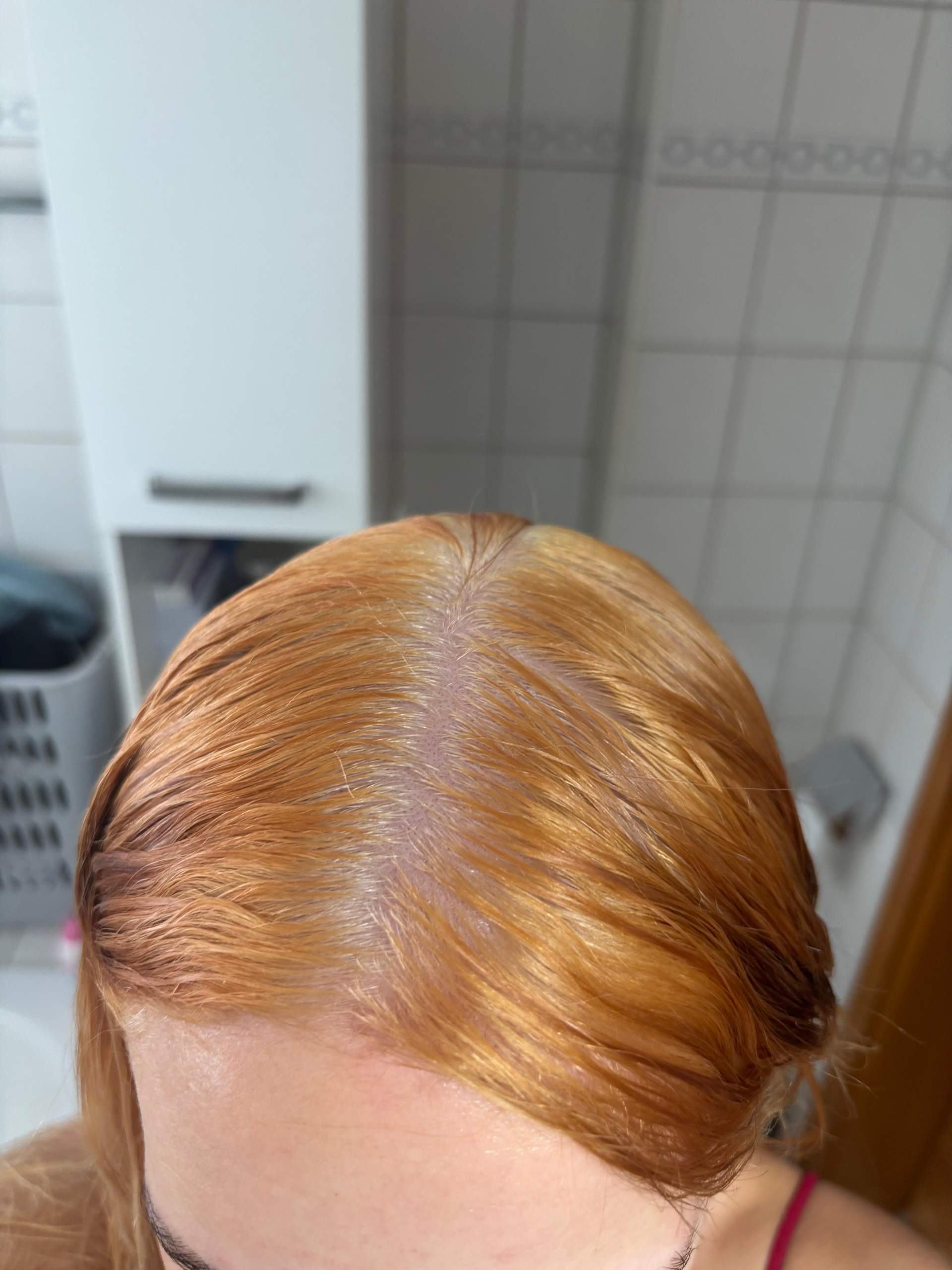 Orangene Haare wegen blondieren? (Friseur, Haarfarbe, färben)