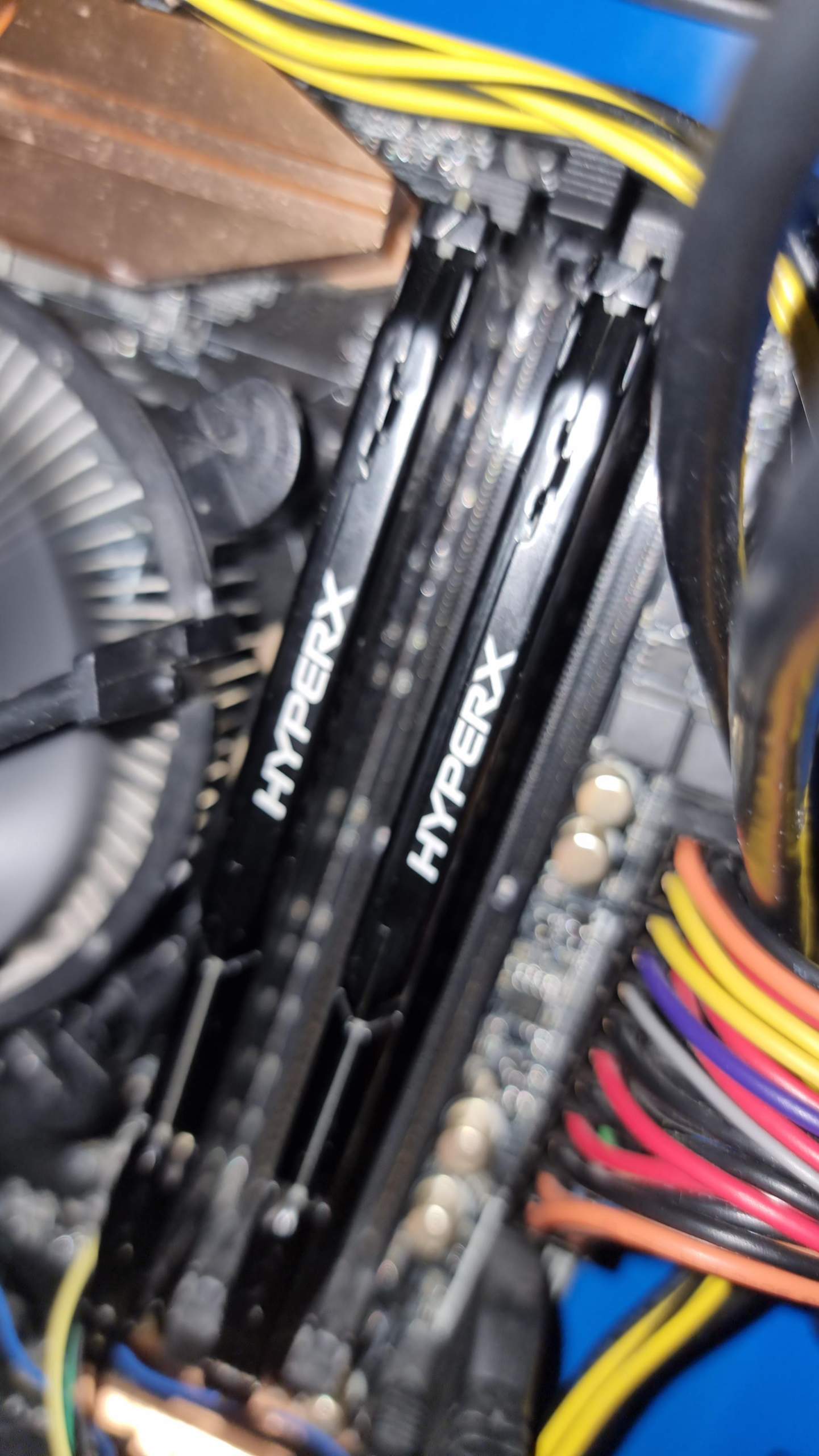 Pc starten aber kein bild? (Gaming PC, CPU, Prozessor)