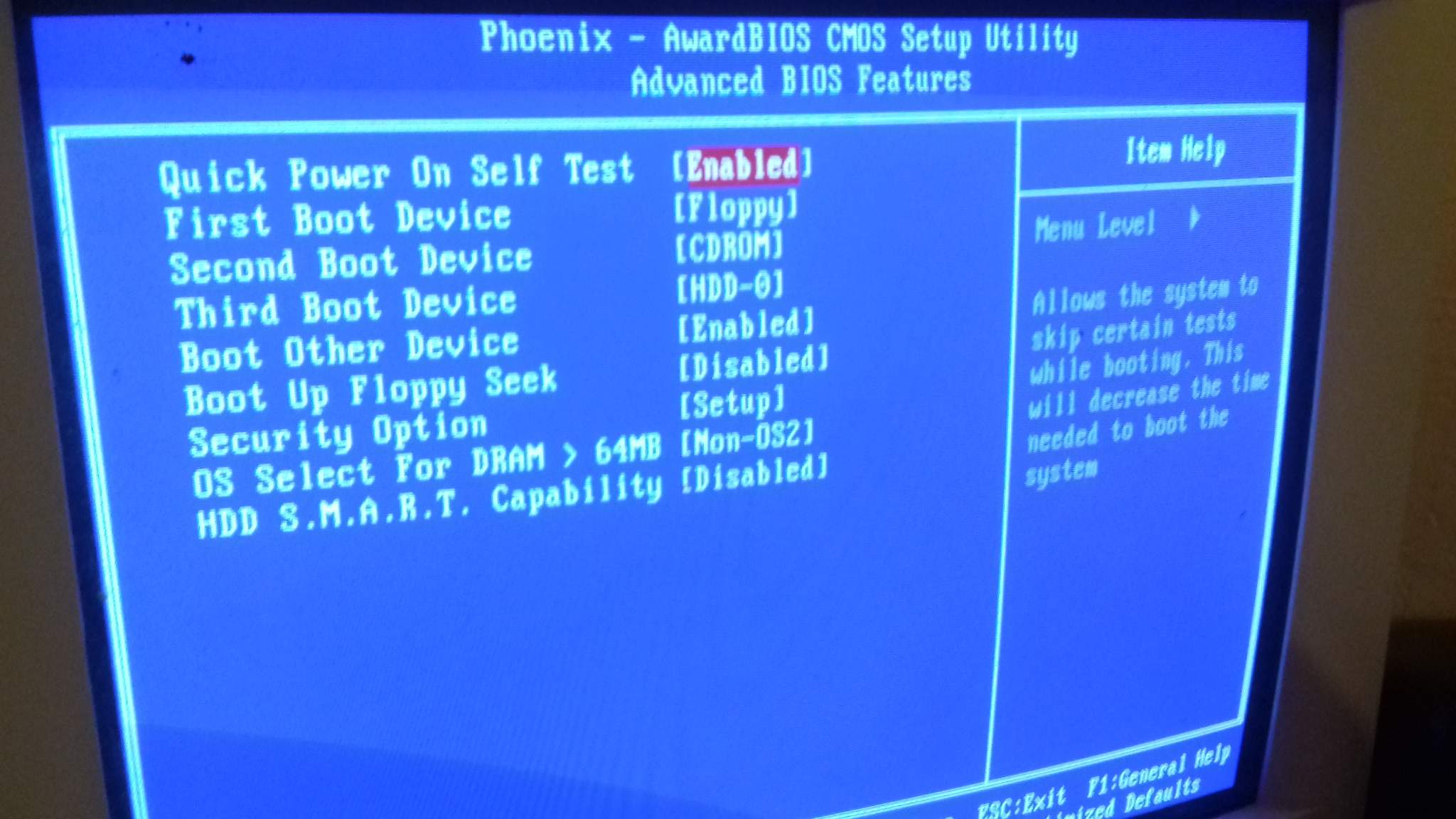 Pc Windows XP bleibt im Bios hängen? (Computer, Technik, Spiele und Gaming)