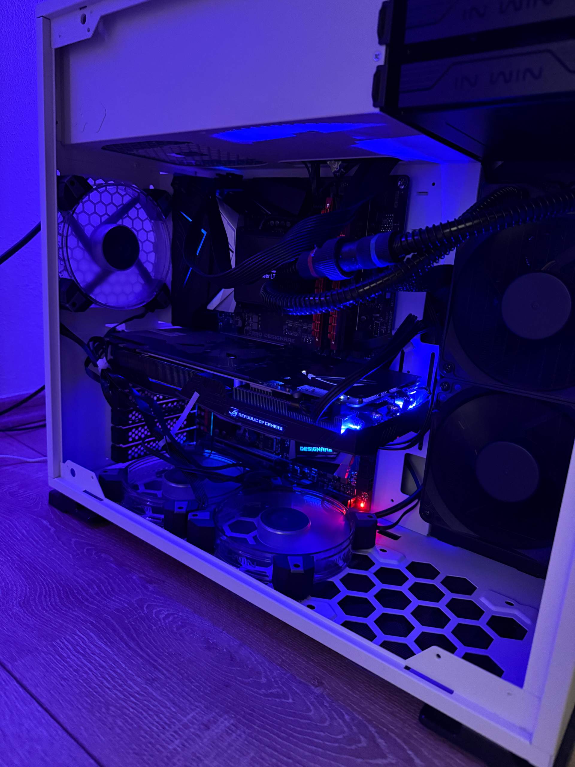 PC zeigt kein Bild mehr an? (Grafikkarte, Gaming PC, Kabel)