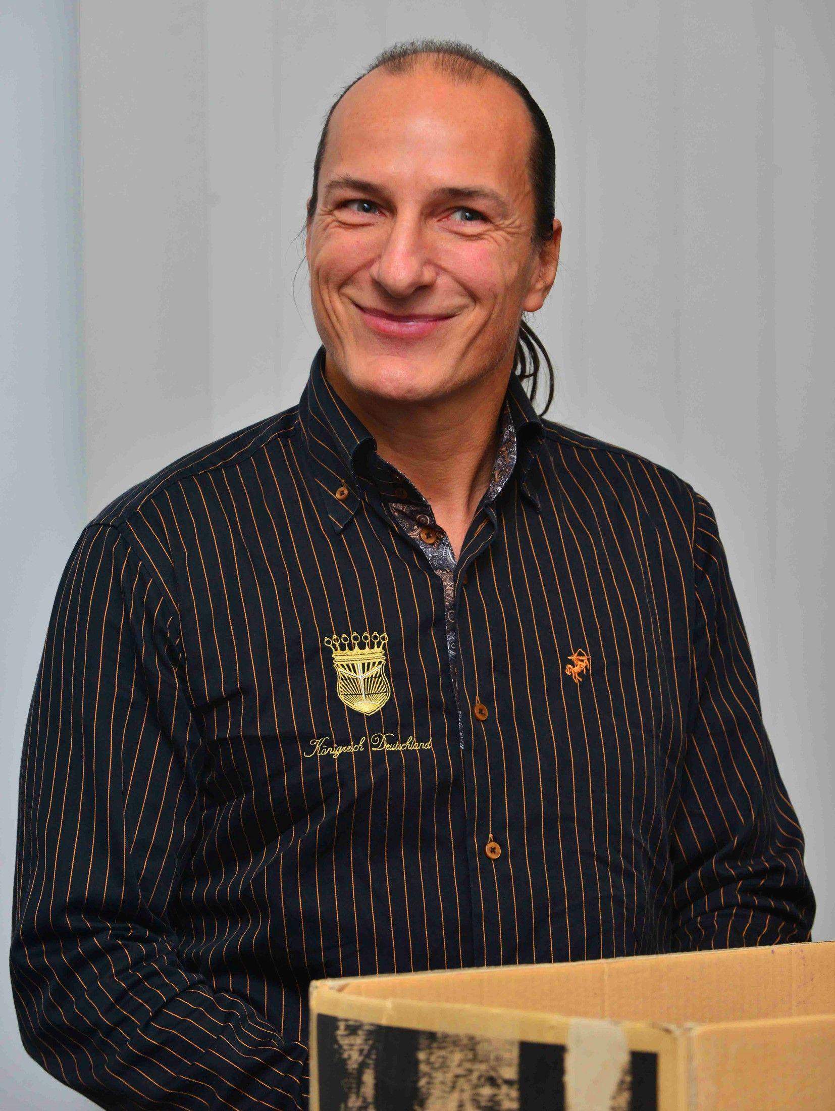 Peter Fitzek? (Gesetz, Incel, König)