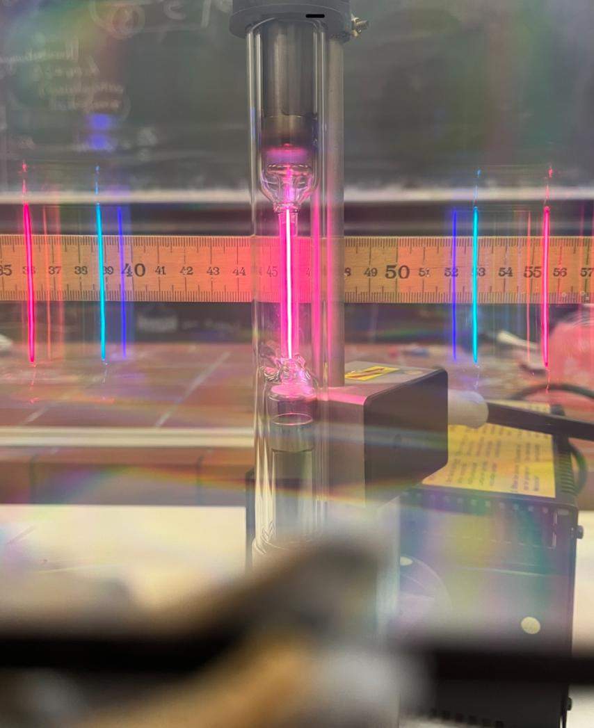 Physik Aufgabe zum Thema Spektrallinien? (Optik, Berechnung, Wellenoptik)