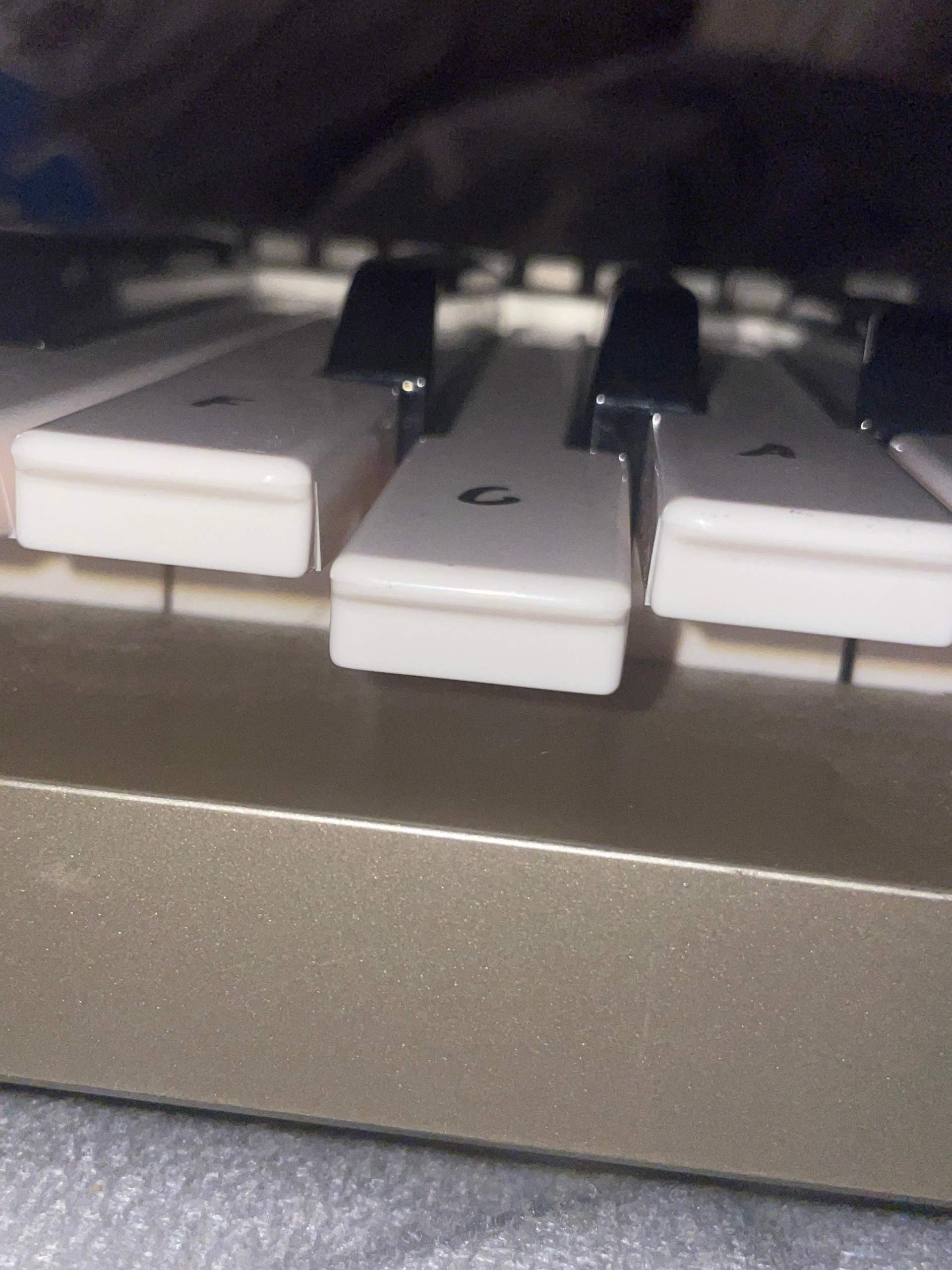 Piano Taste nach unten gedrückt/klemmt? (Tastatur, Controller, Keyboard)