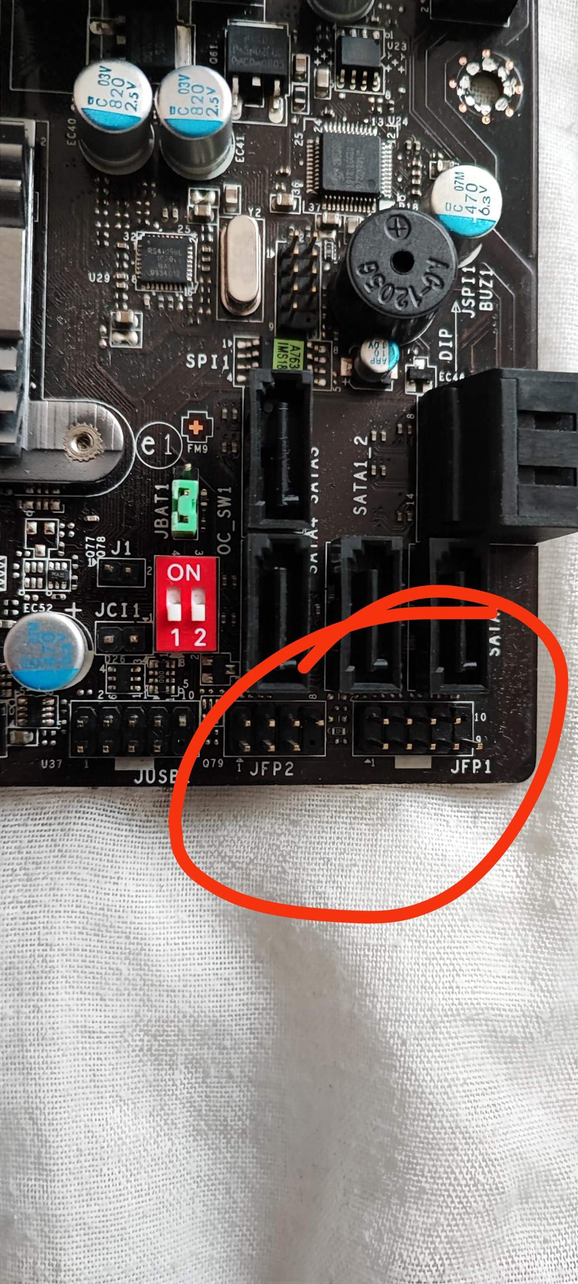 Power Switch gehäuse Anschluss zu alt für mainboard? (Kabel)