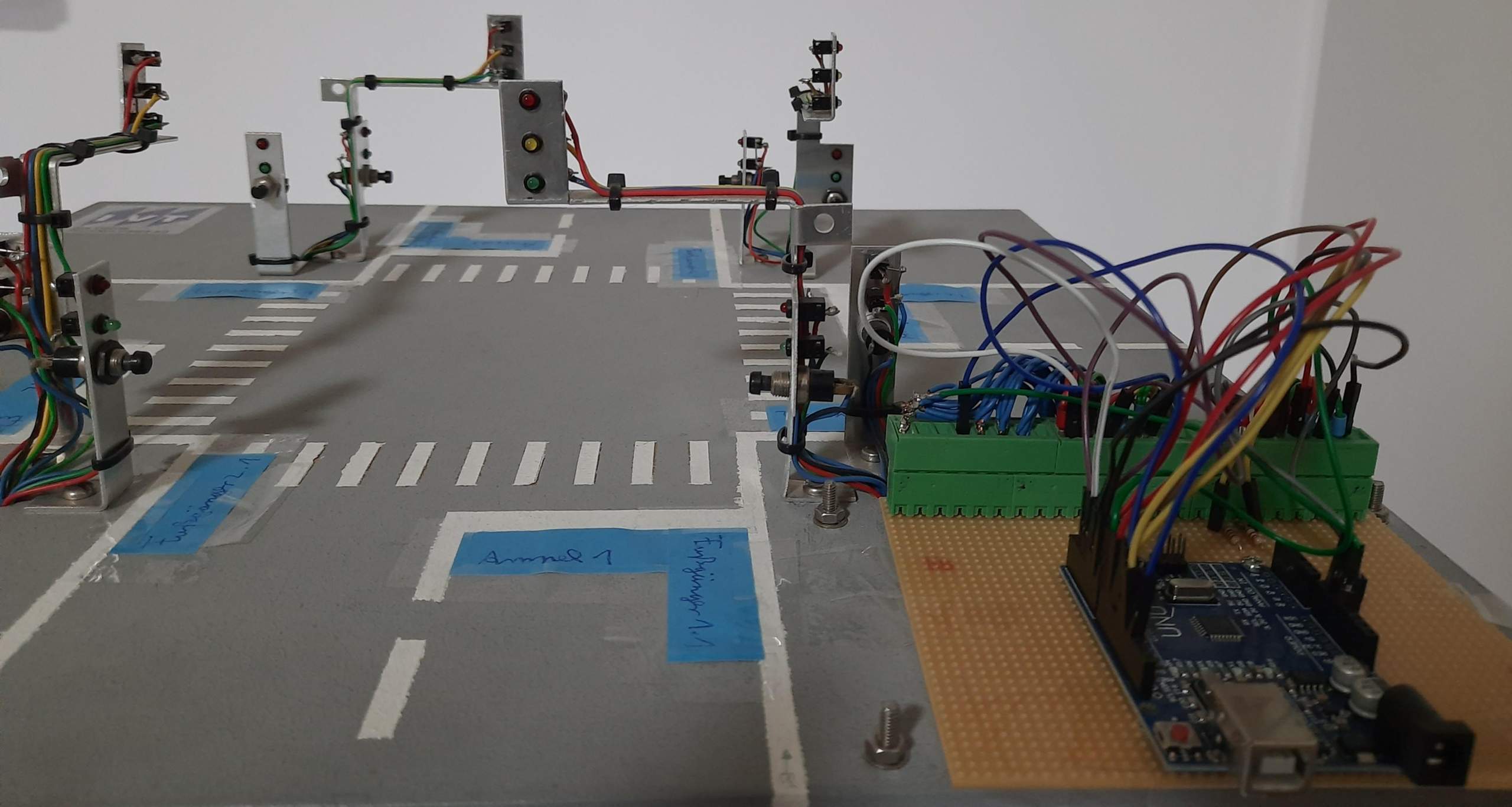 Projekt Ampel? (Auto, Verkehr, Straßenverkehr)