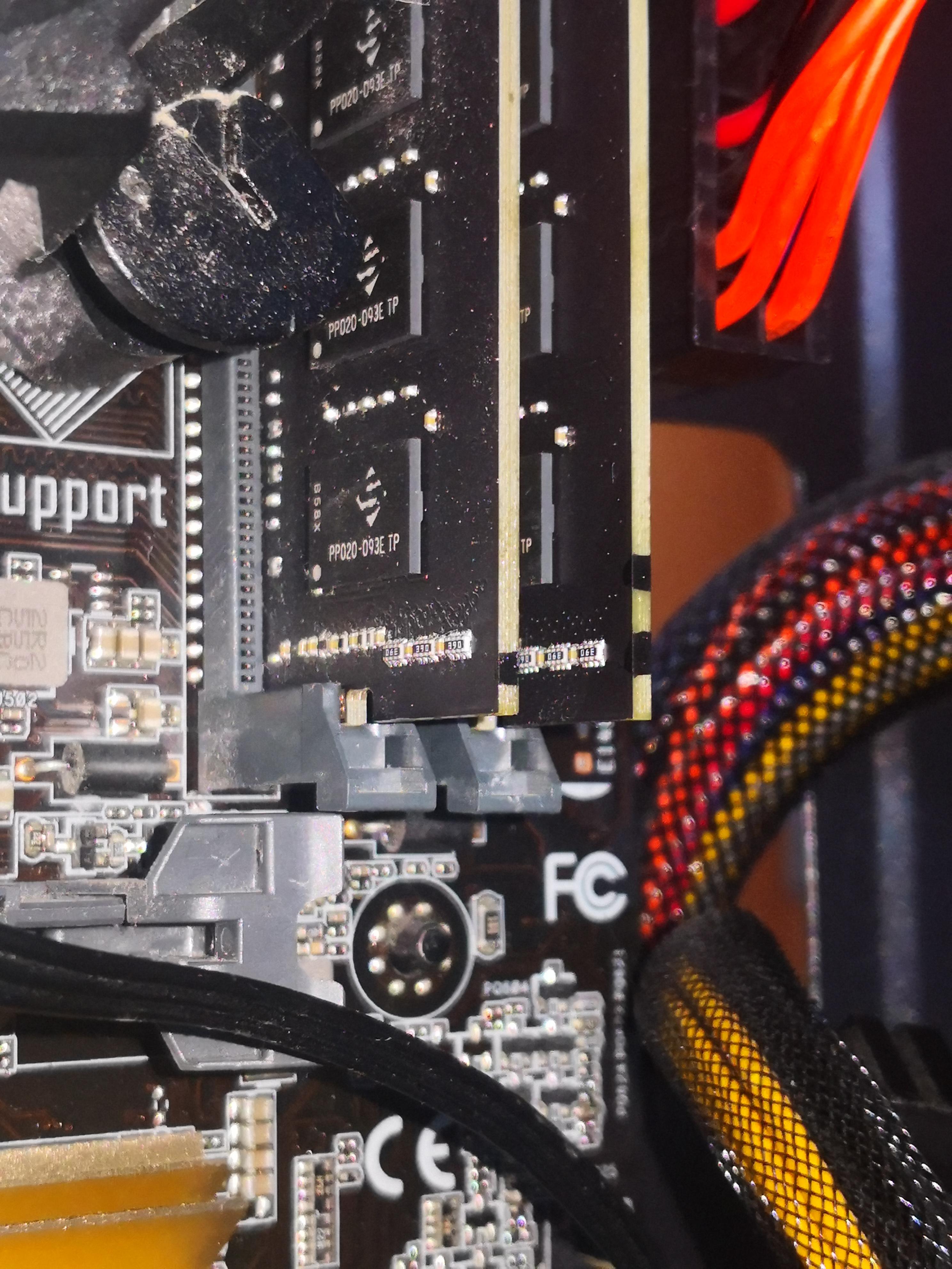 Ram Riegel geht nicht raus? (Computer, Technik, Spiele und Gaming)