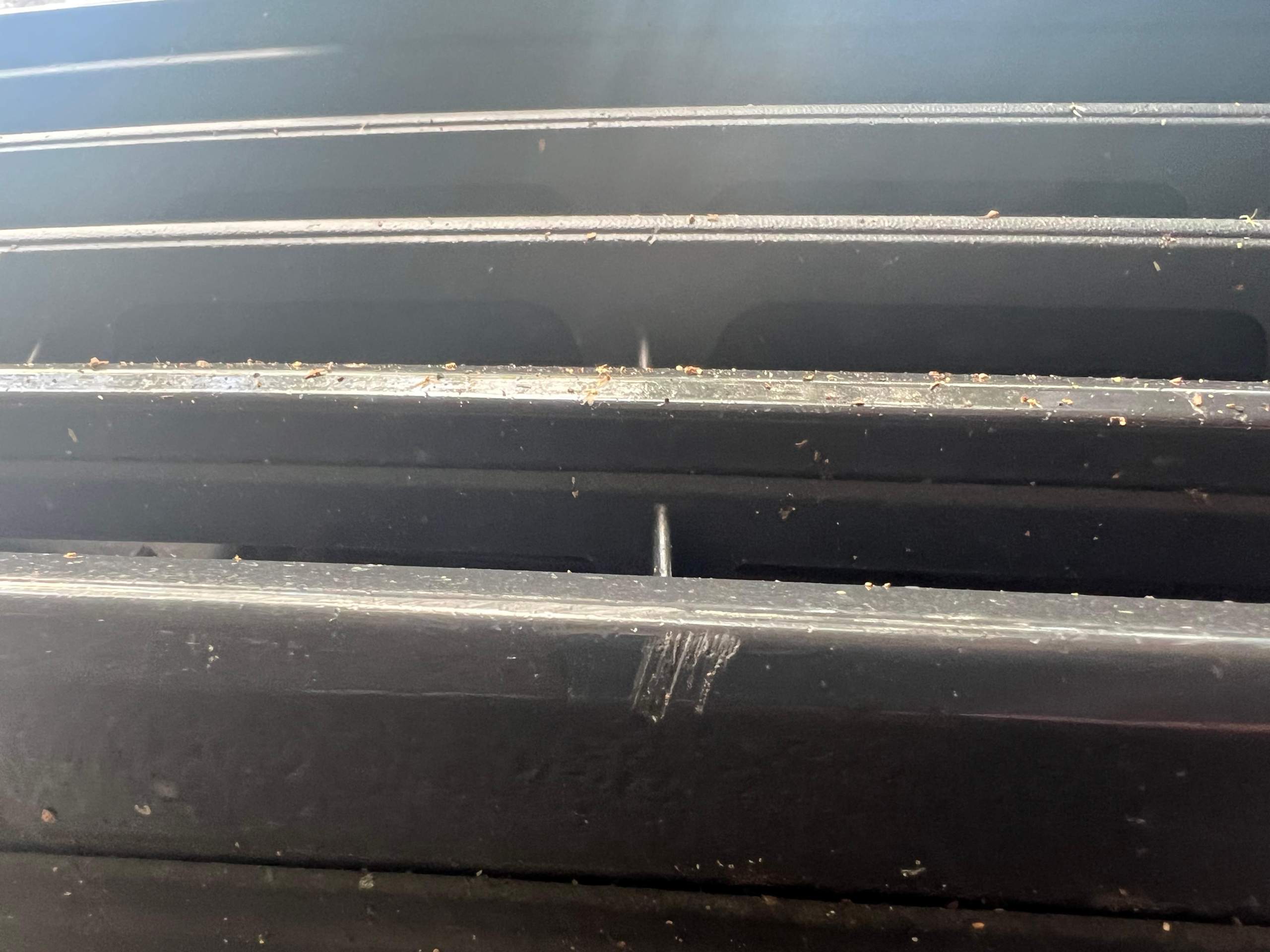 Schrammen vorne im Auto? (Werkstatt, Reifen, Felgen)