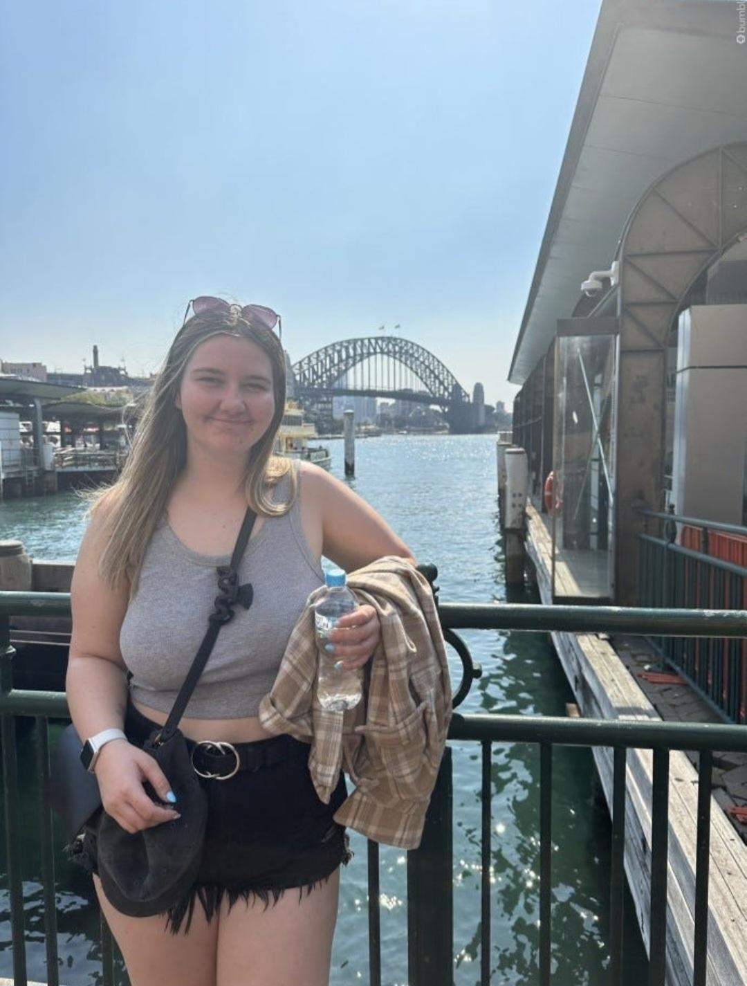 Sehe ich aus wie eine Schl****? (Mädchen, Frauen, Jungs)