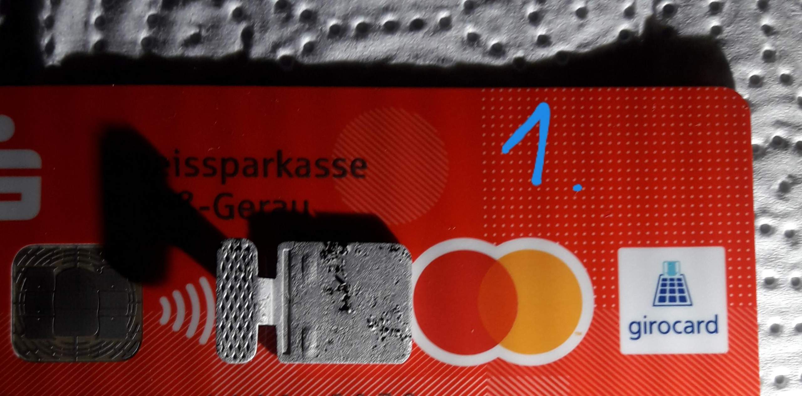 Sehr sehr kleiner und hauchdünner weicher Steck-Chip für ein Modul ...